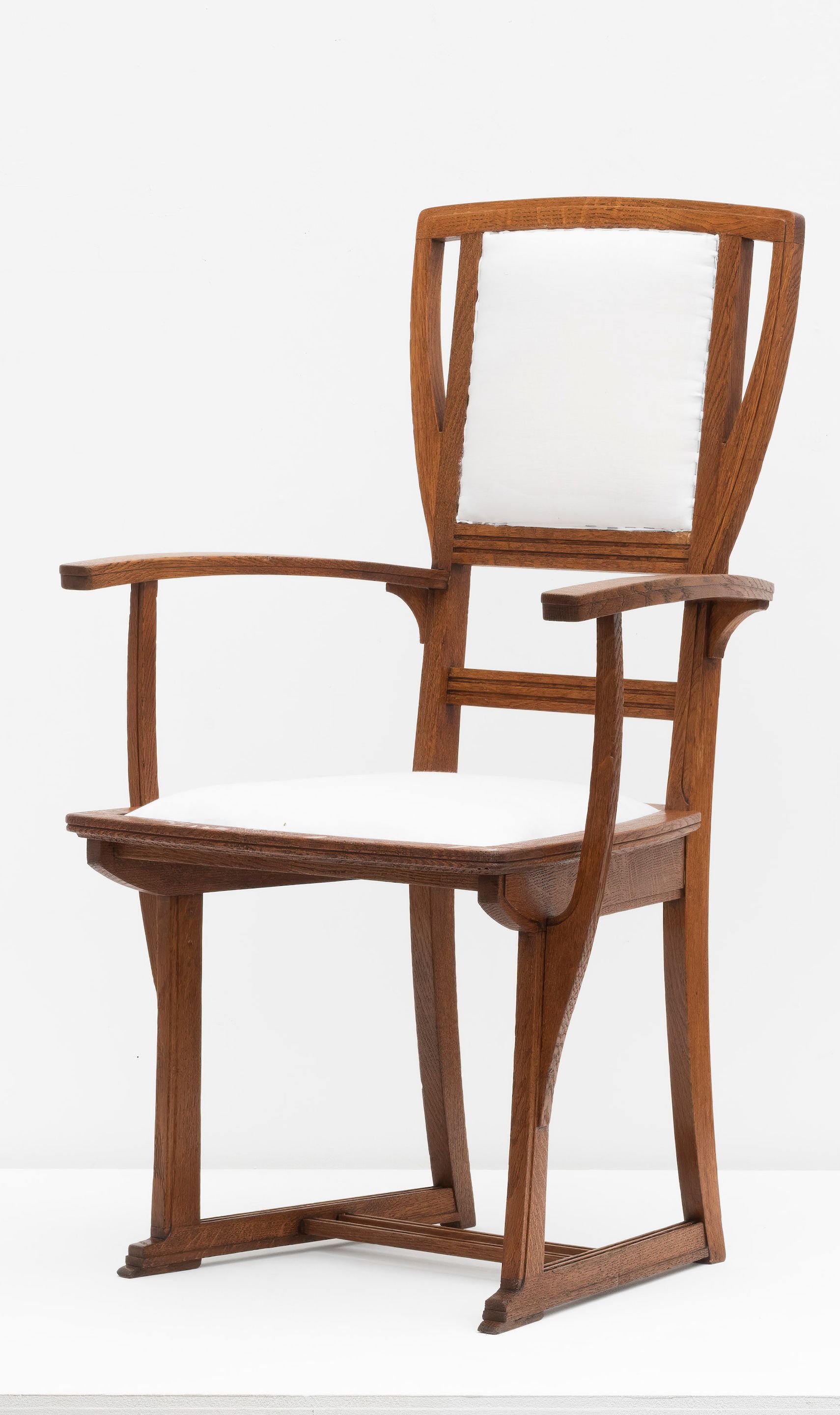 Bonhams Cornette de Saint Cyr : GUSTAVE SERRURIER BOVY (1858-1910) FauteuilChêne, assise et ...