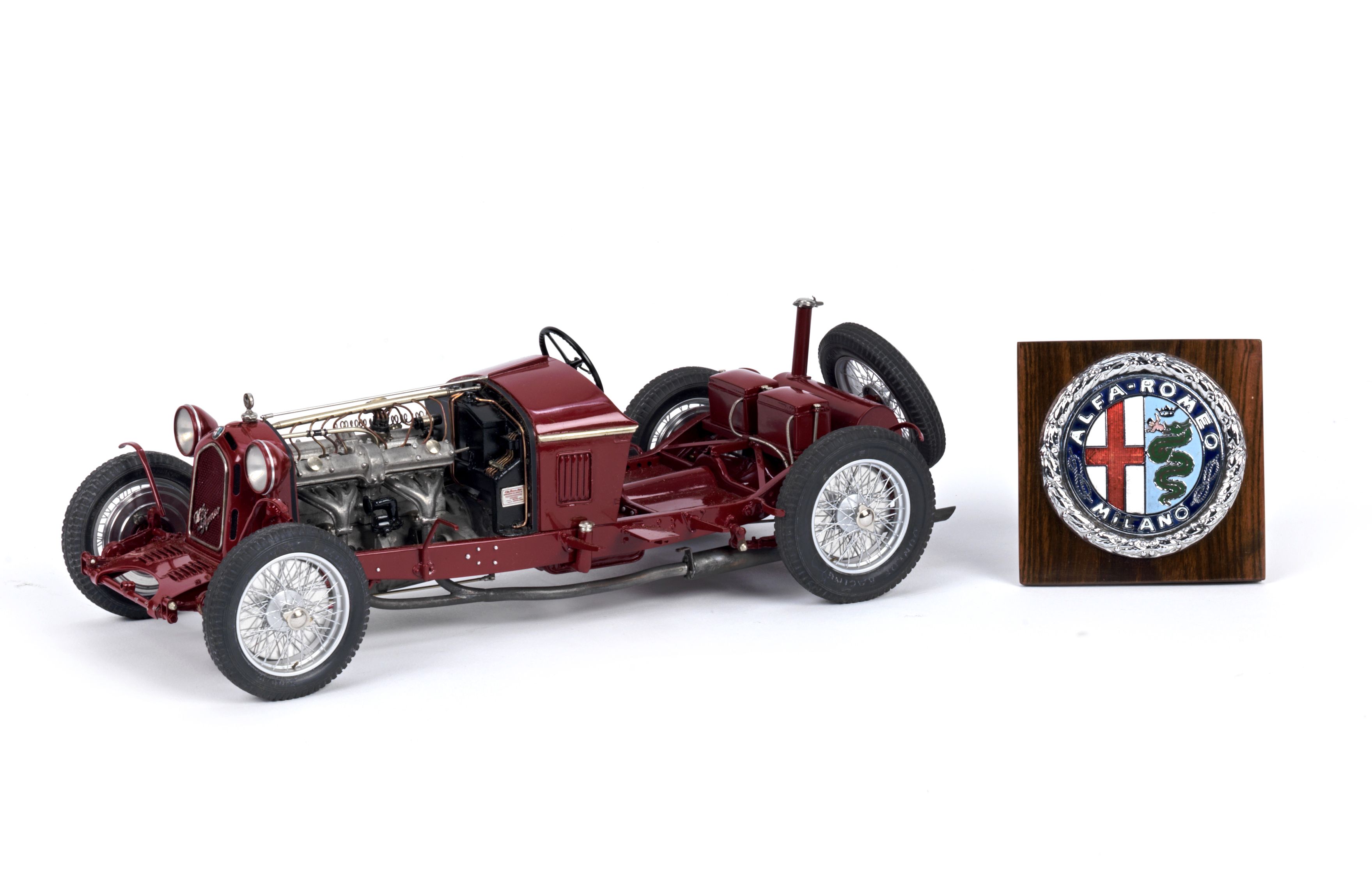 Bonhams Cars : A 1:15 scale model of a 1932 Alfa Romeo 2.3 chassis, by ...