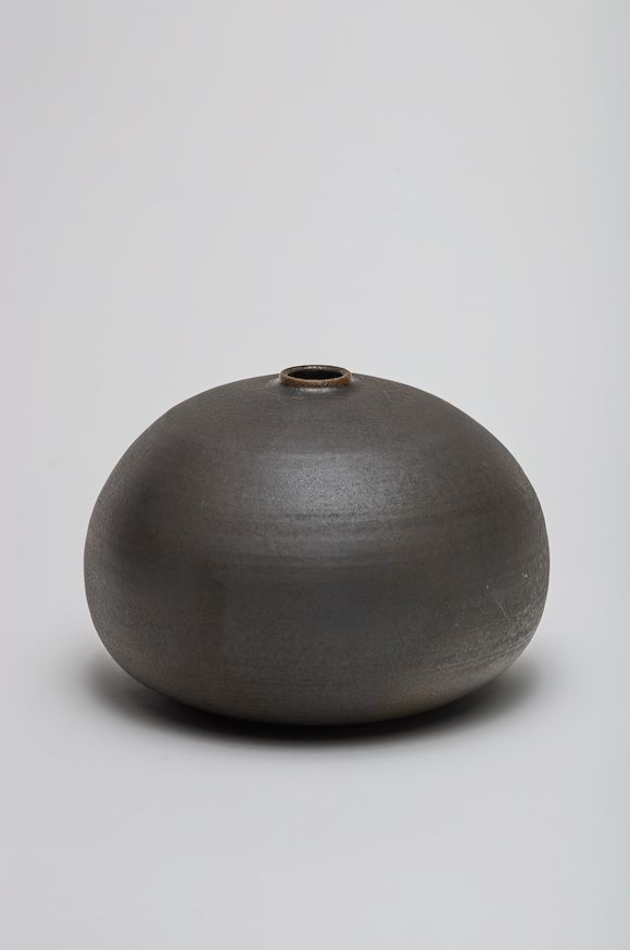 Bonhams Cornette de Saint Cyr : Cristina Merchán Vase sphéroïdal, 1965