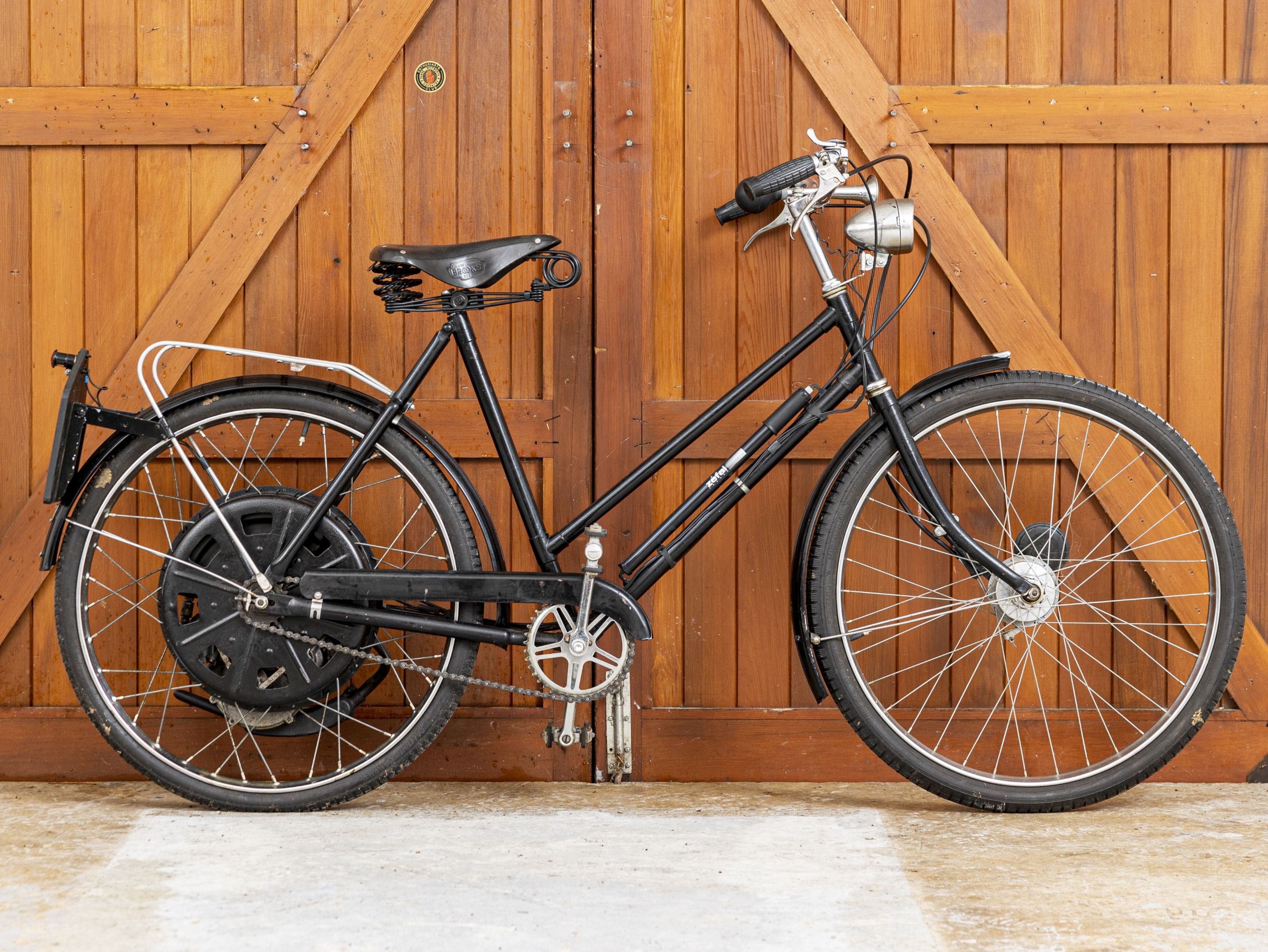 Bonhams Cars : The Anthony R. East Classic Motorcycle Collection, 1952 ...