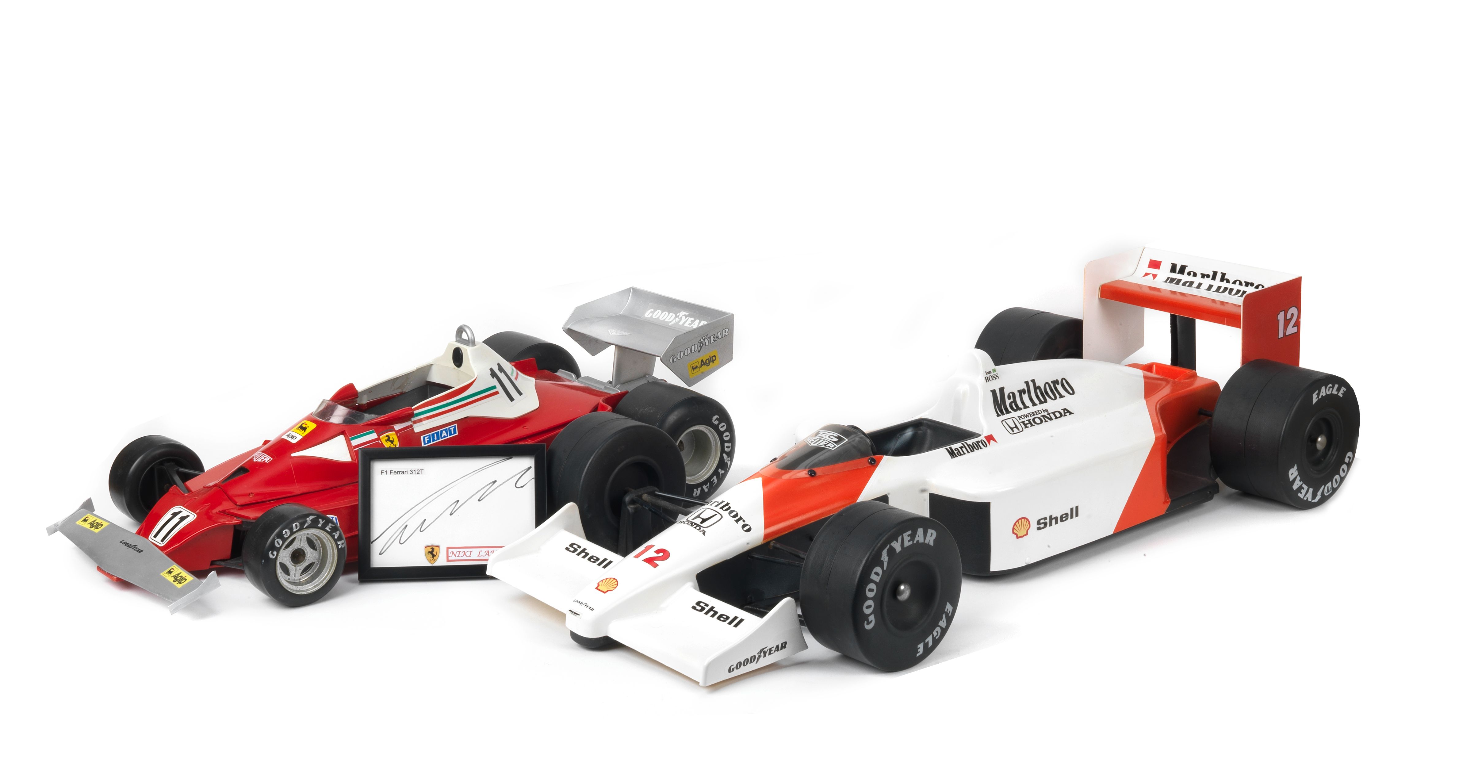 Bonhams Cars : Two Formula 1 promotional models, ((4))