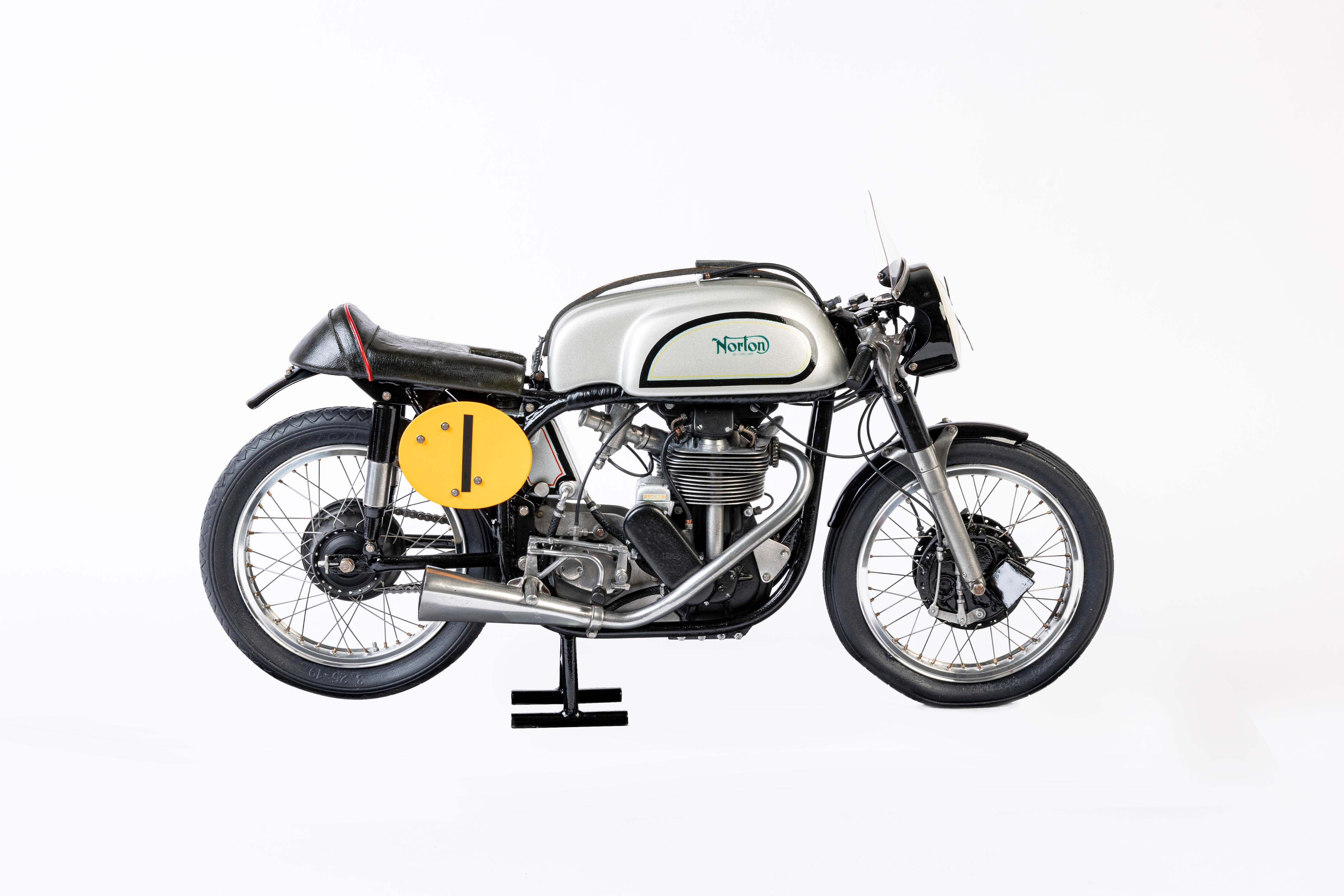 Bonhams Cars A Fine Scratch Built Scale Model Of A 1961 500cc Manx