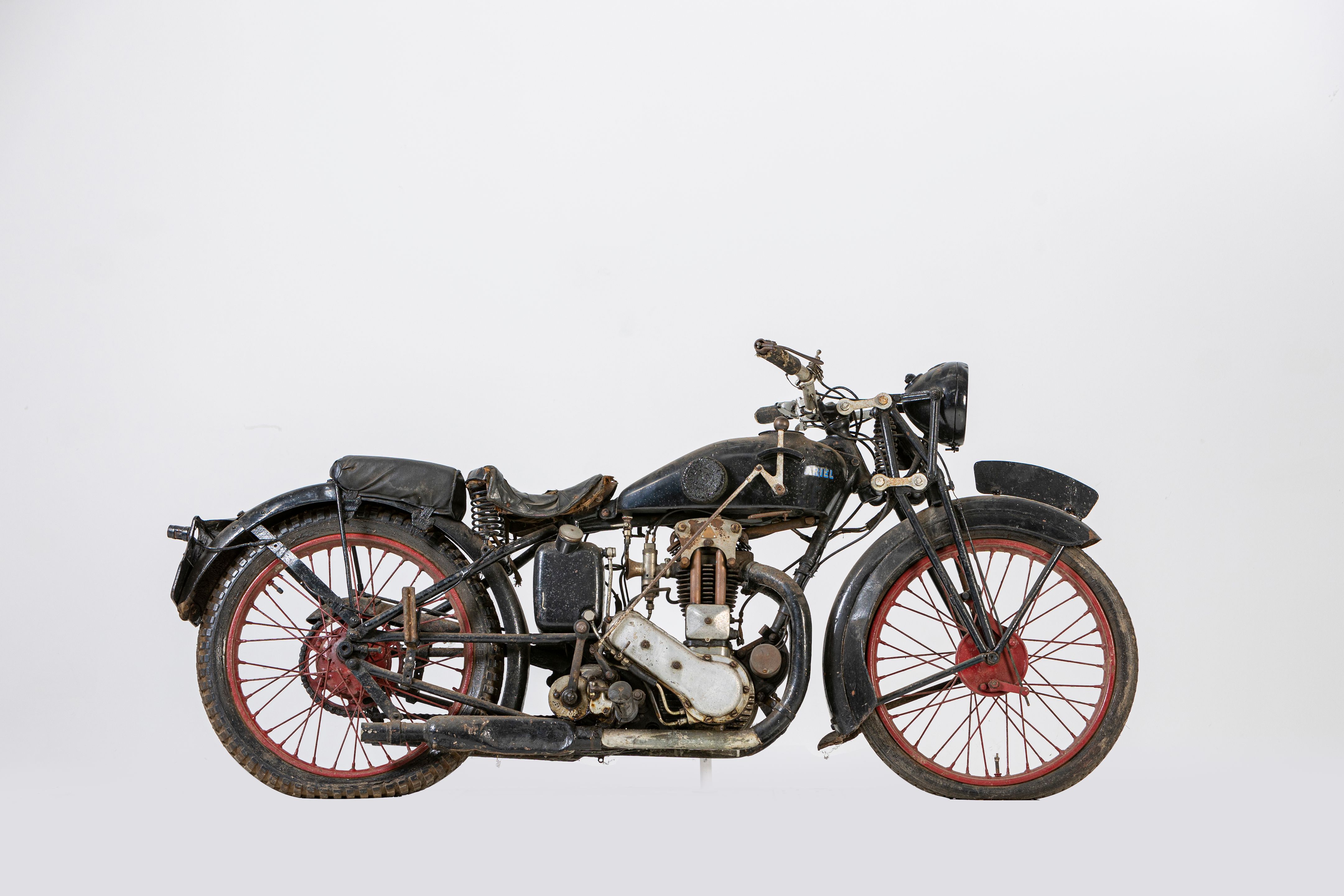 Bonhams Cars : The John Hobbs Collection, 1929 Ariel 250cc Model LF ...