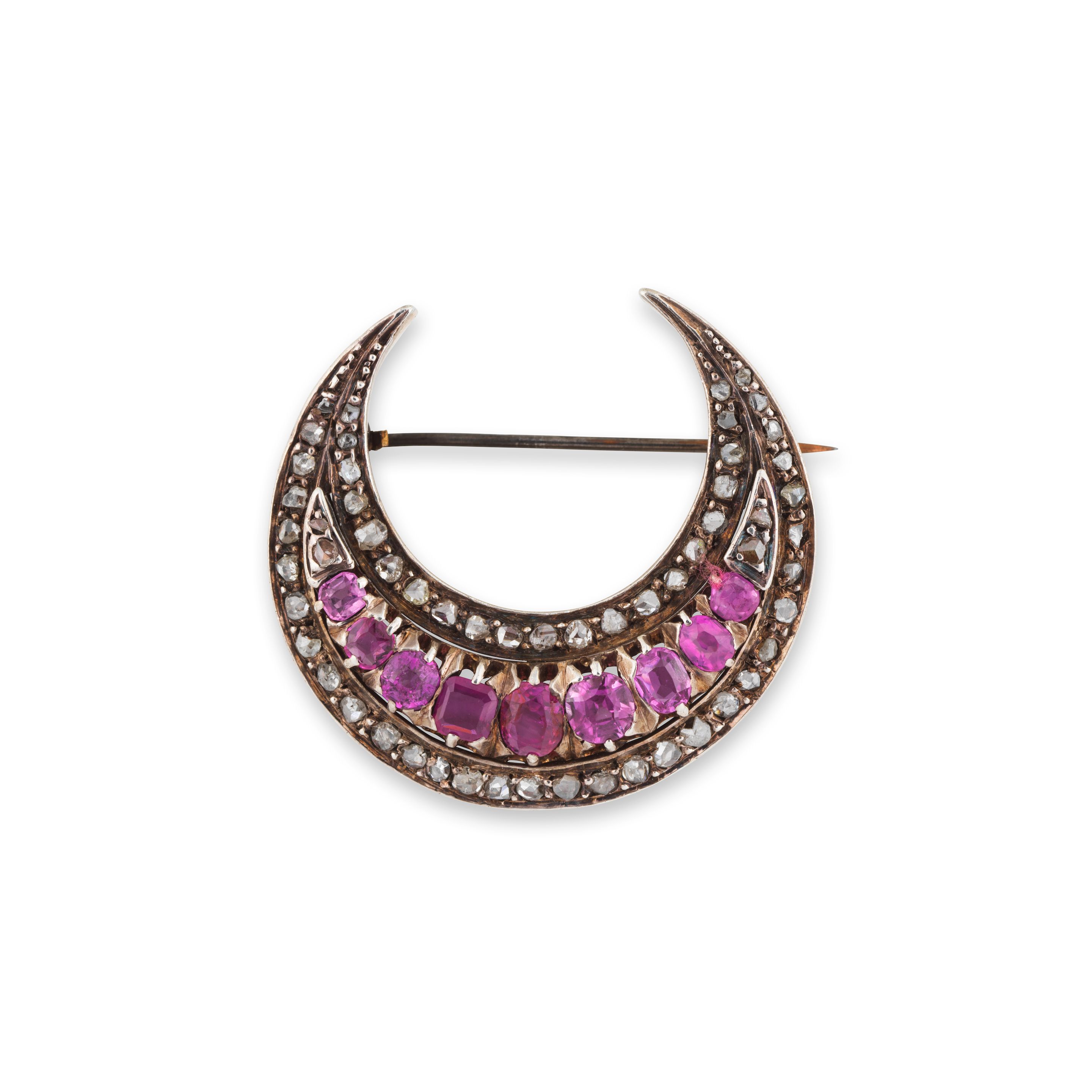 Bonhams Cornette de Saint Cyr : BROCHE RUBIS ET DIAMANTS