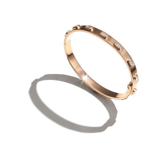 Bonhams : BOODLES: DIAMOND BANGLE,