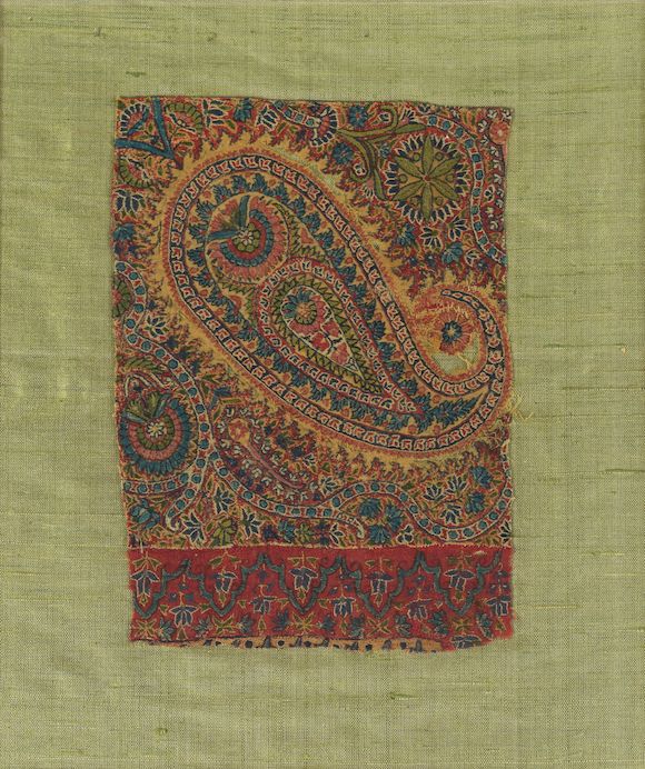 Bonhams Cornette de Saint Cyr : DEUX FRAGMENTS DE JAMAVAR INDE, CACHEMIRE, XIXE SIÈCLE(2)