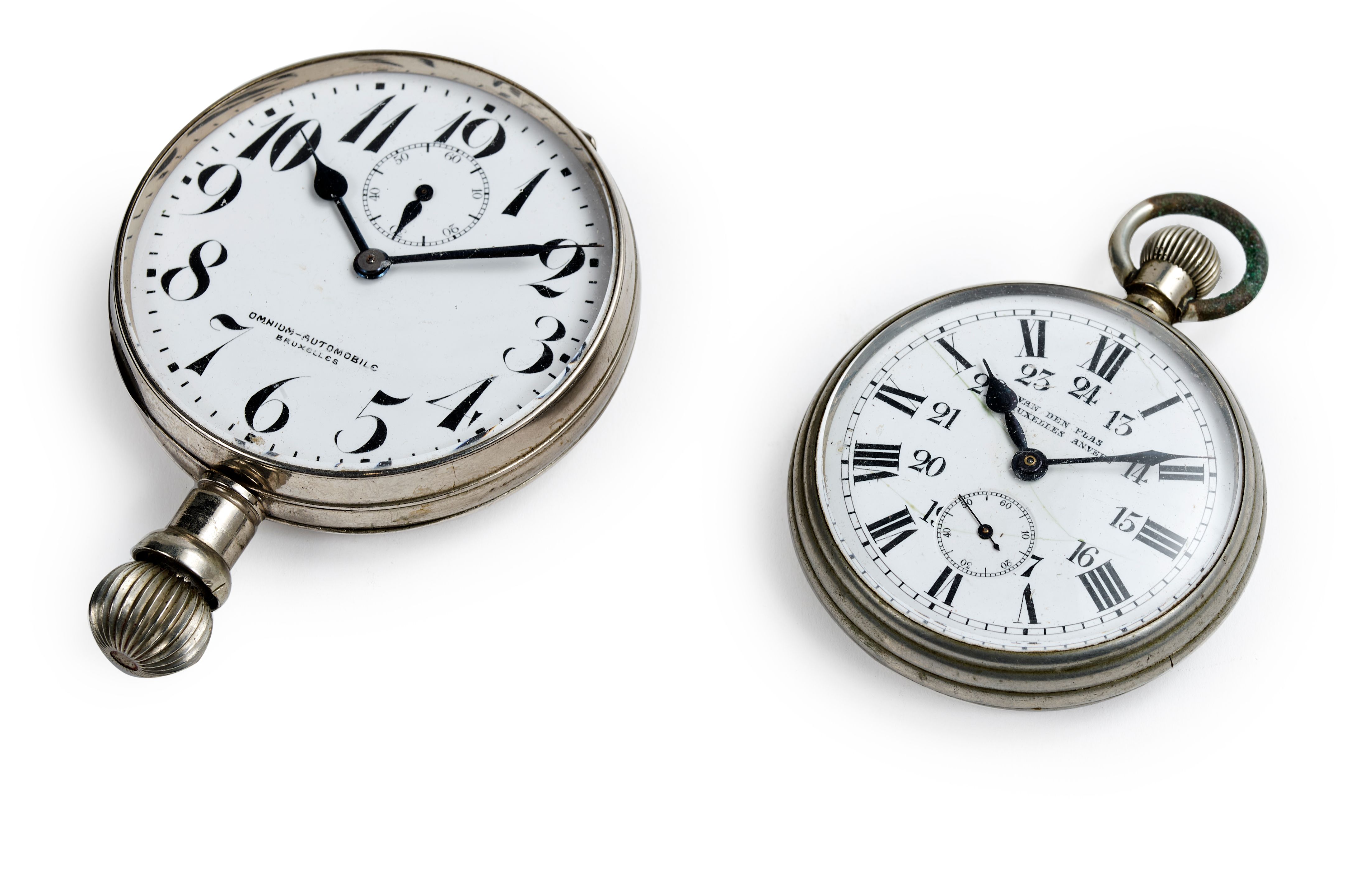 Bonhams Cars : TWO WATCHES / DEUX MONTRES