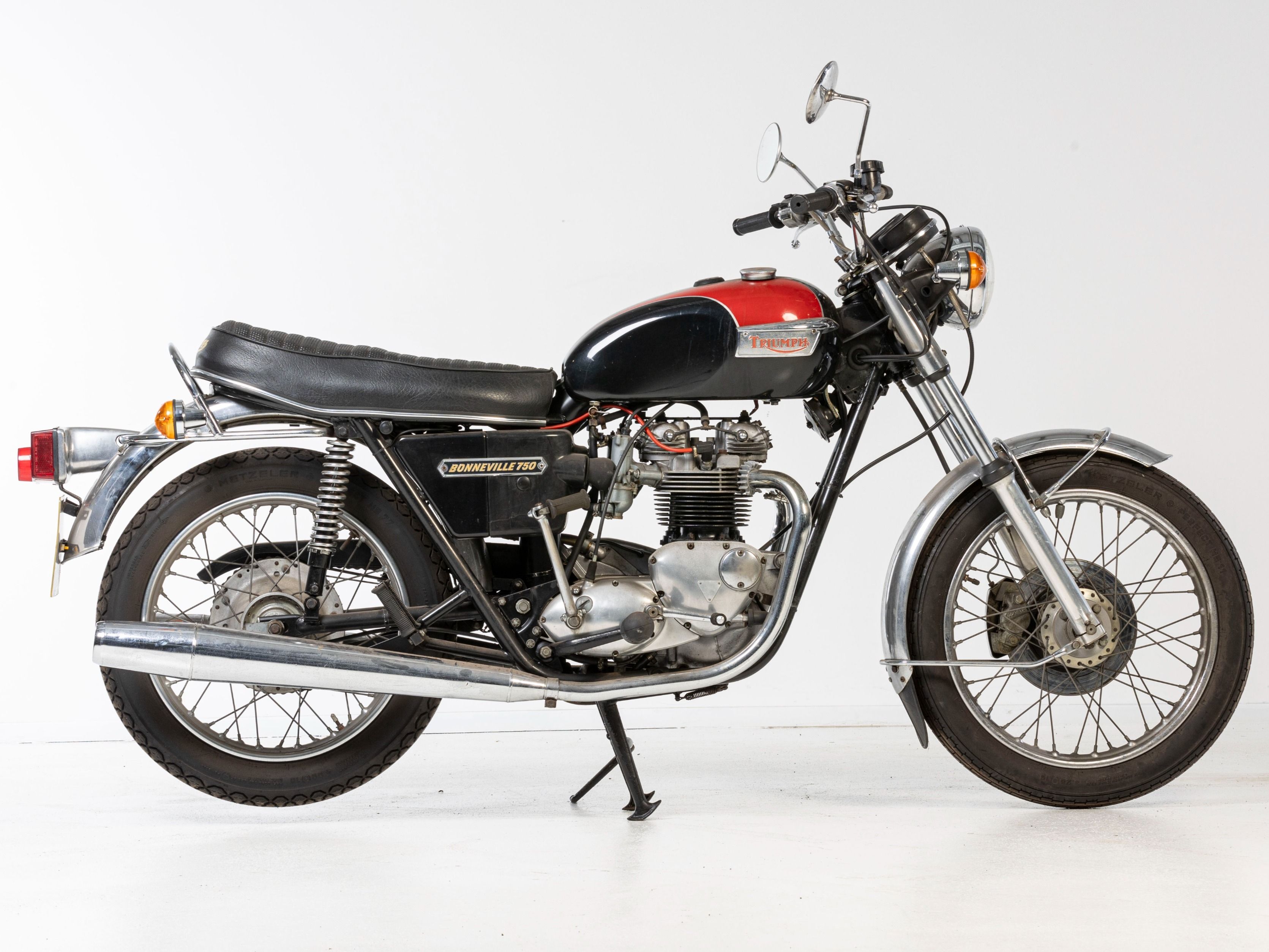Bonhams Cars : 1975 Triumph 744cc T140 Bonneville Frame no. T140V ...