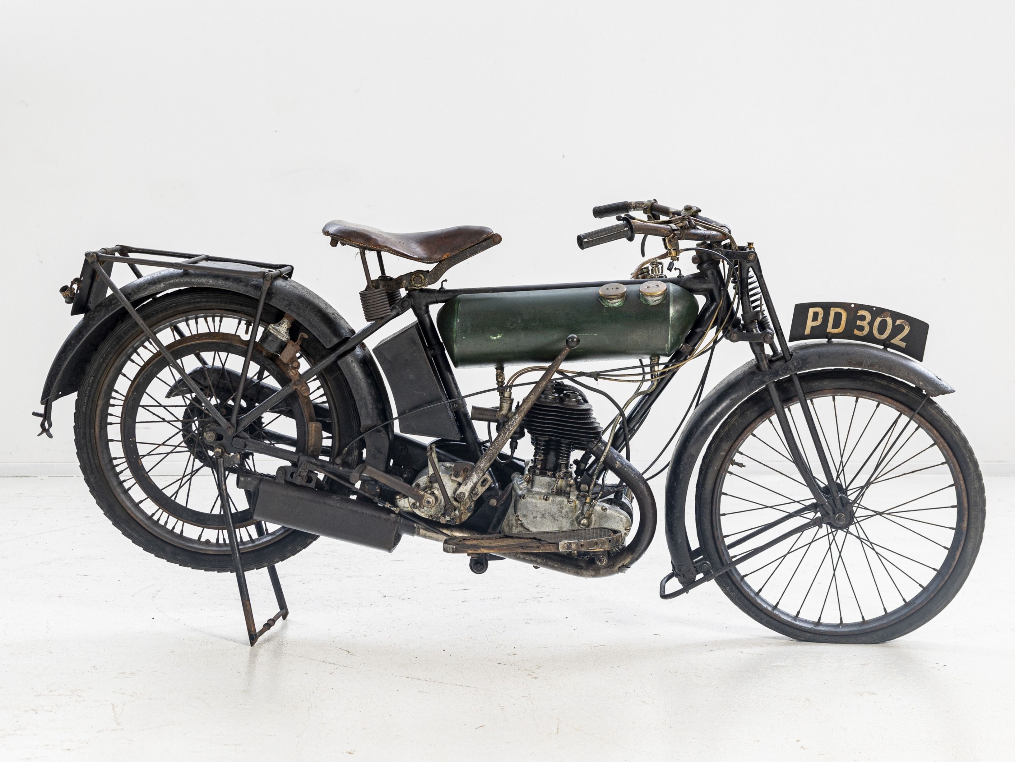 Bonhams Cars : 1924 BSA 249cc Model B 'Round Tank' Frame no. B2638 ...