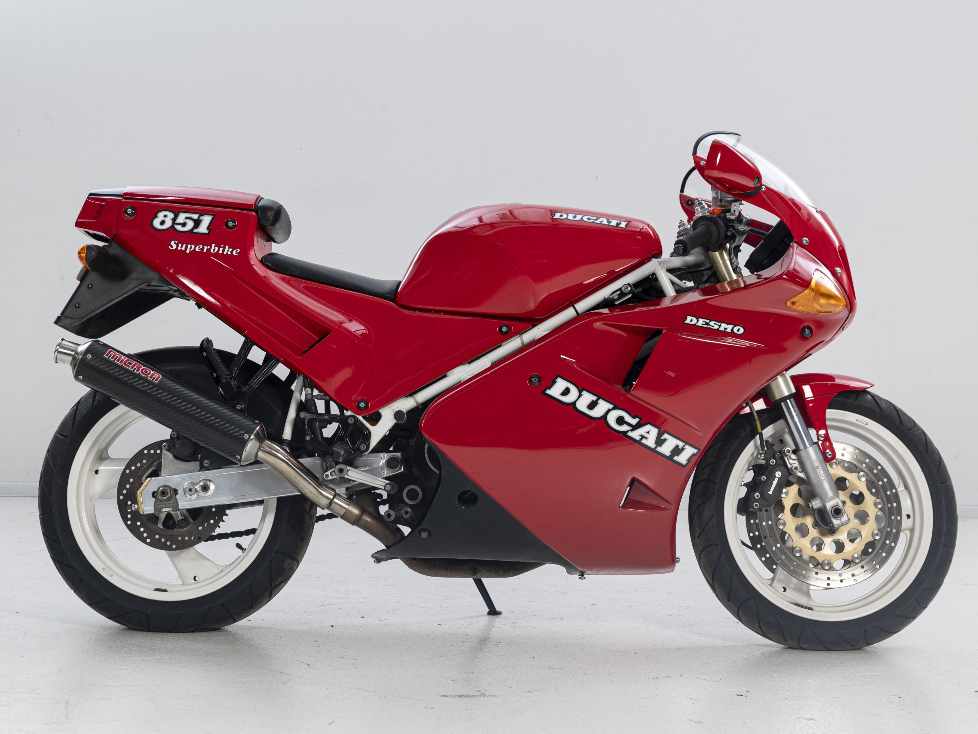 Bonhams Cars : 1991 Ducati 851 Frame no. ZDM851S3*003105* Engine no ...
