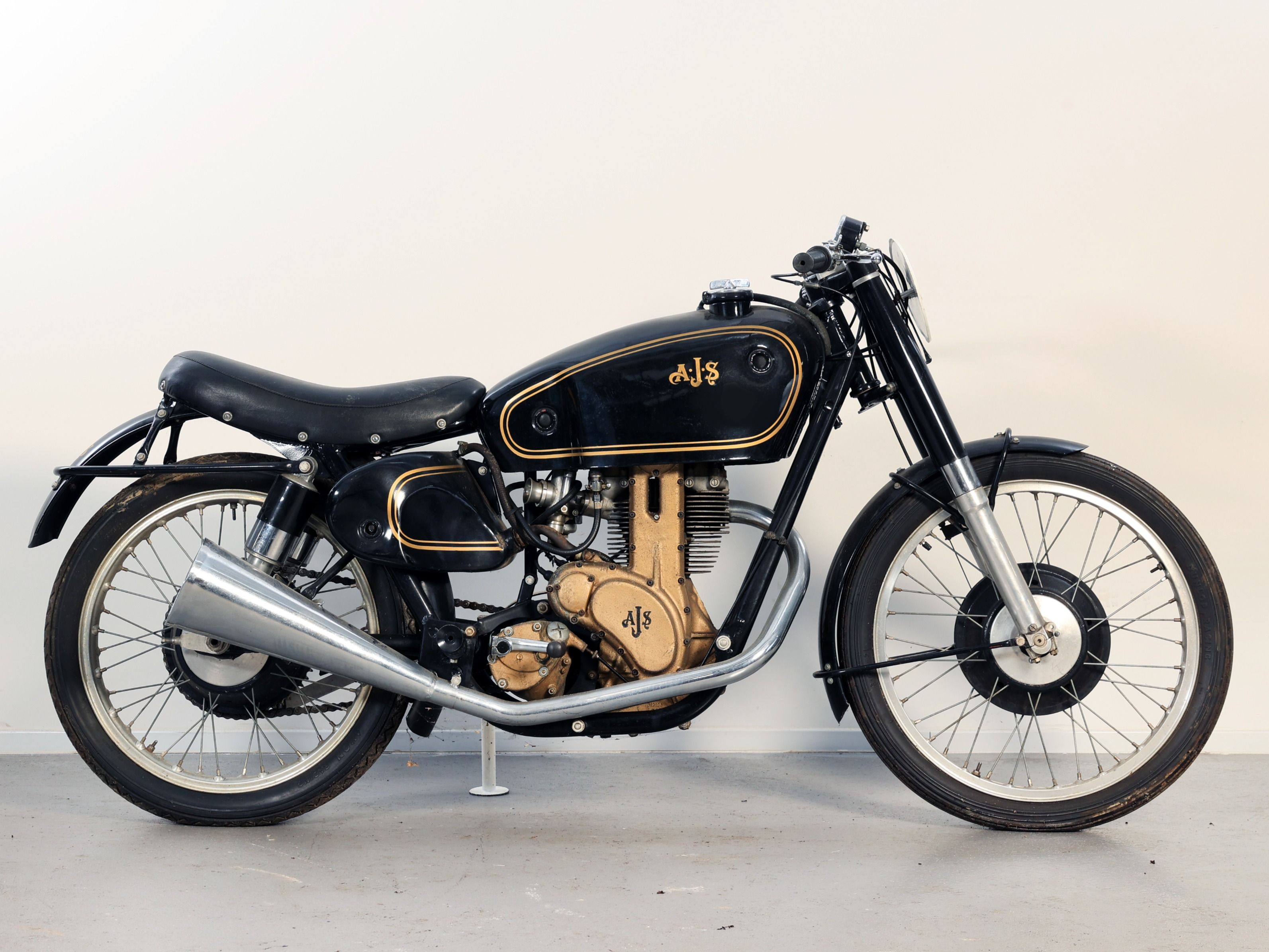 Bonhams Cars : Property of a deceased's estate, c.1949 AJS 350cc 7R ...