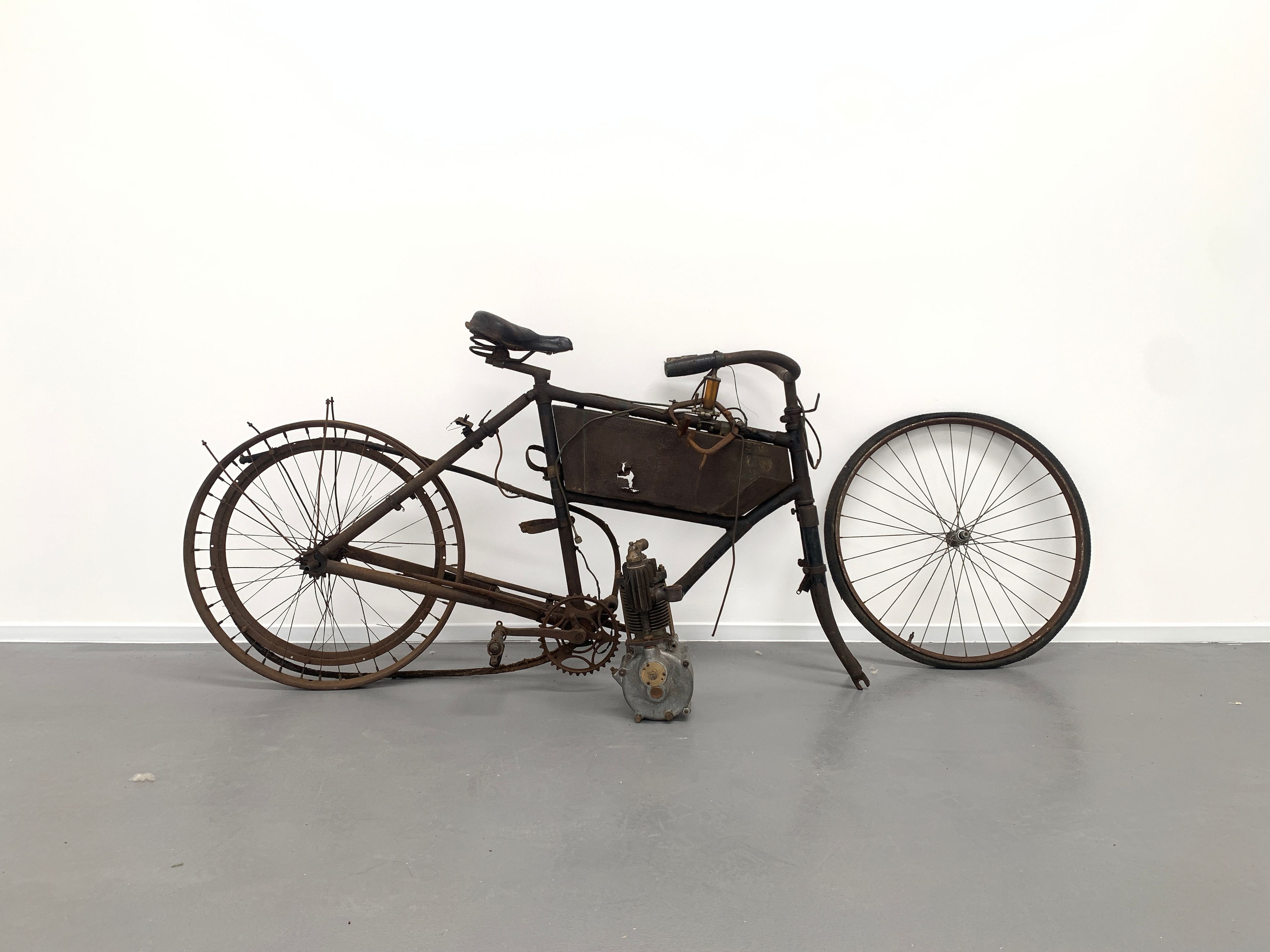Bonhams Cars : c.1904 Unidentified Veteran Motorcycle Project Frame no ...