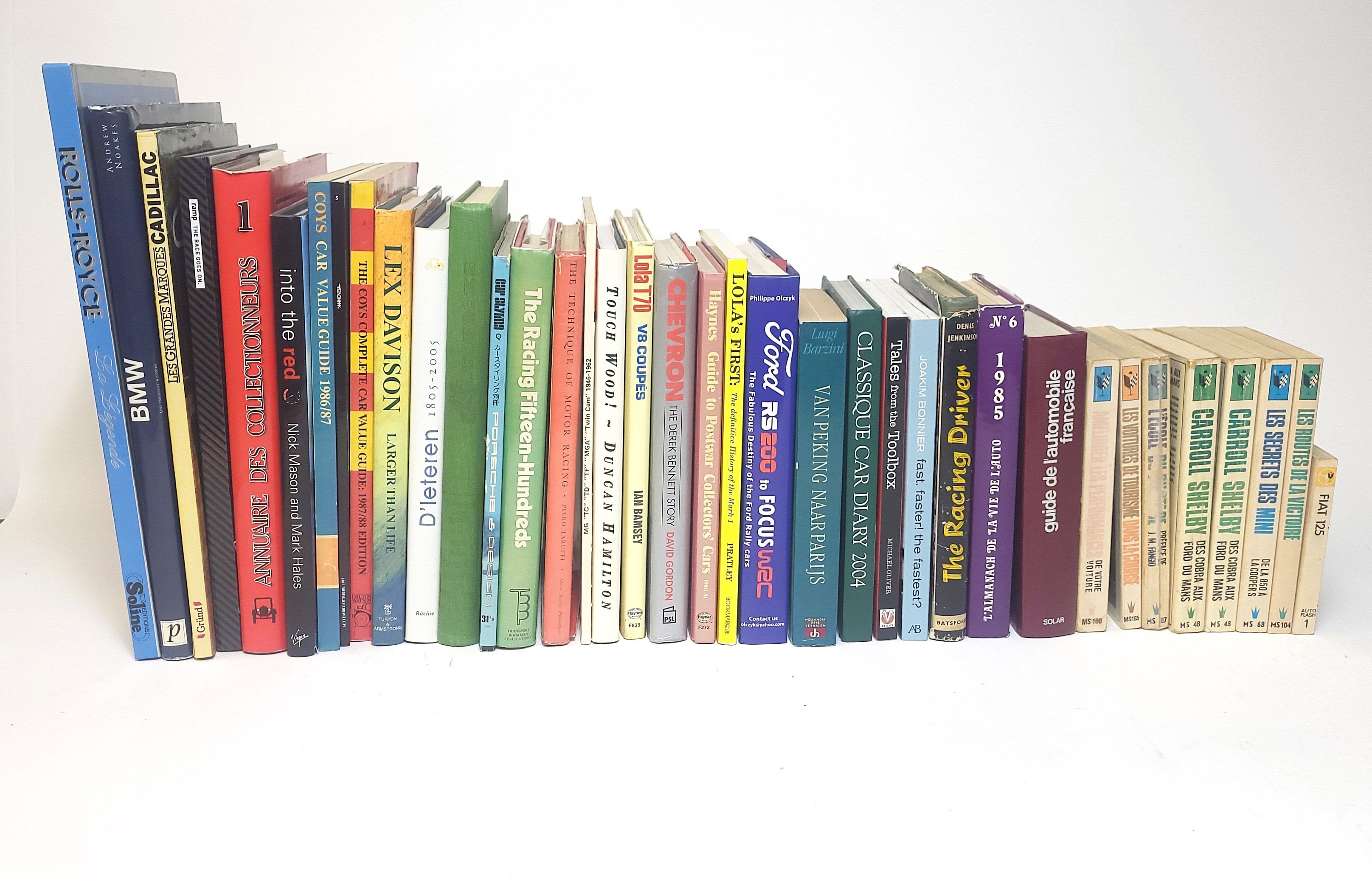 Bonhams Cars : L'AUTOMOBILE & MARQUES AUTOMOBILES Ensemle de 38 livres