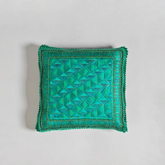 Bonhams : Joyce Petschek 'Wedding Ring' cushion