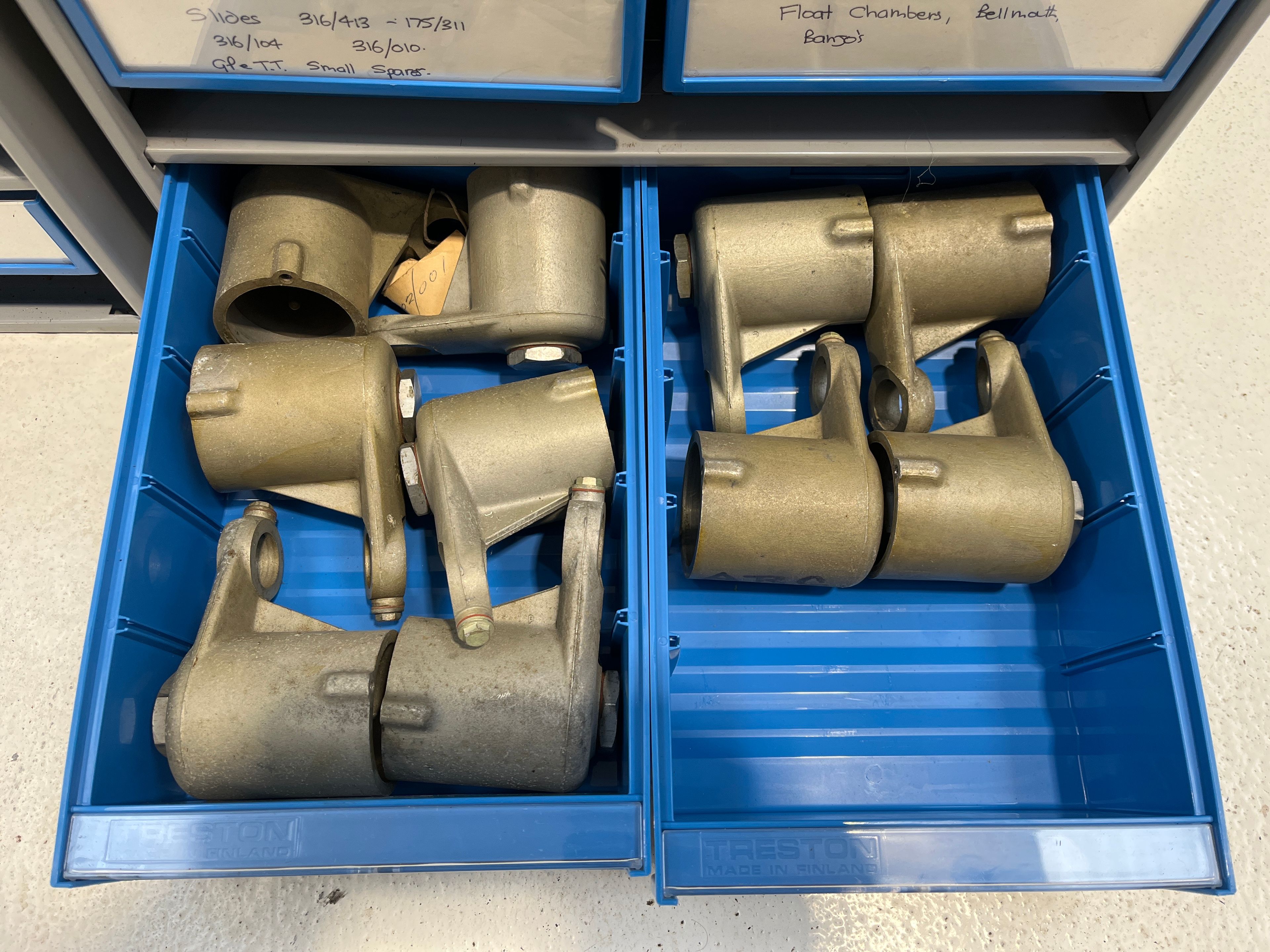 Bonhams Cars : A quantity of Norton engine parts ((Qty))