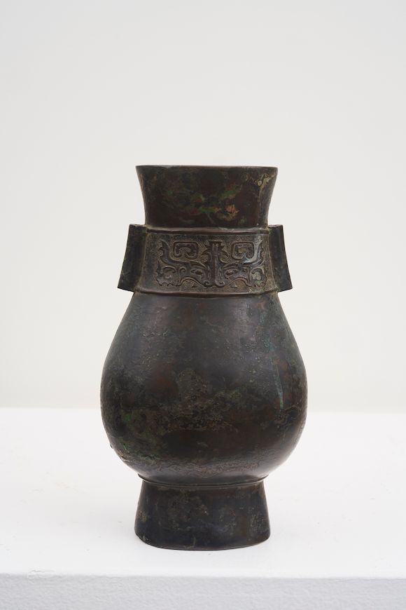 Bonhams : An archaistic 'kui-dragon' bronze vessel, hu 16th/ 17th century