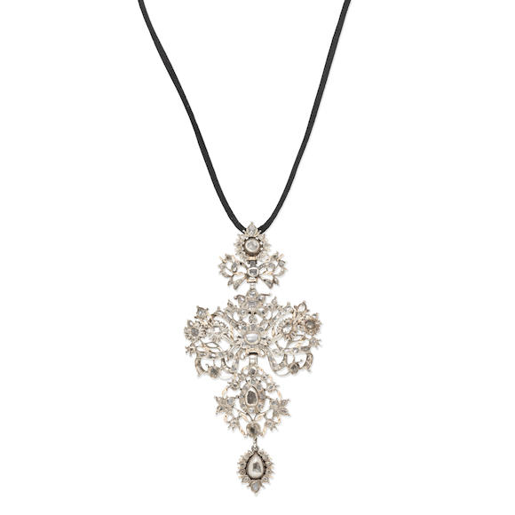 Bonhams Diamond Pendant