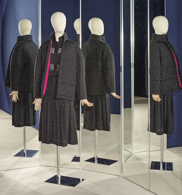 Bonhams Cornette de Saint Cyr : CHLOE, collection prêt à Porter, circa ...