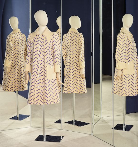 Bonhams Cornette de Saint Cyr : COURREGES, collection Prêt à Porter ...