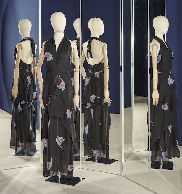 Bonhams Cornette de Saint Cyr : CHLOE, collection Prêt à Porter, circa ...