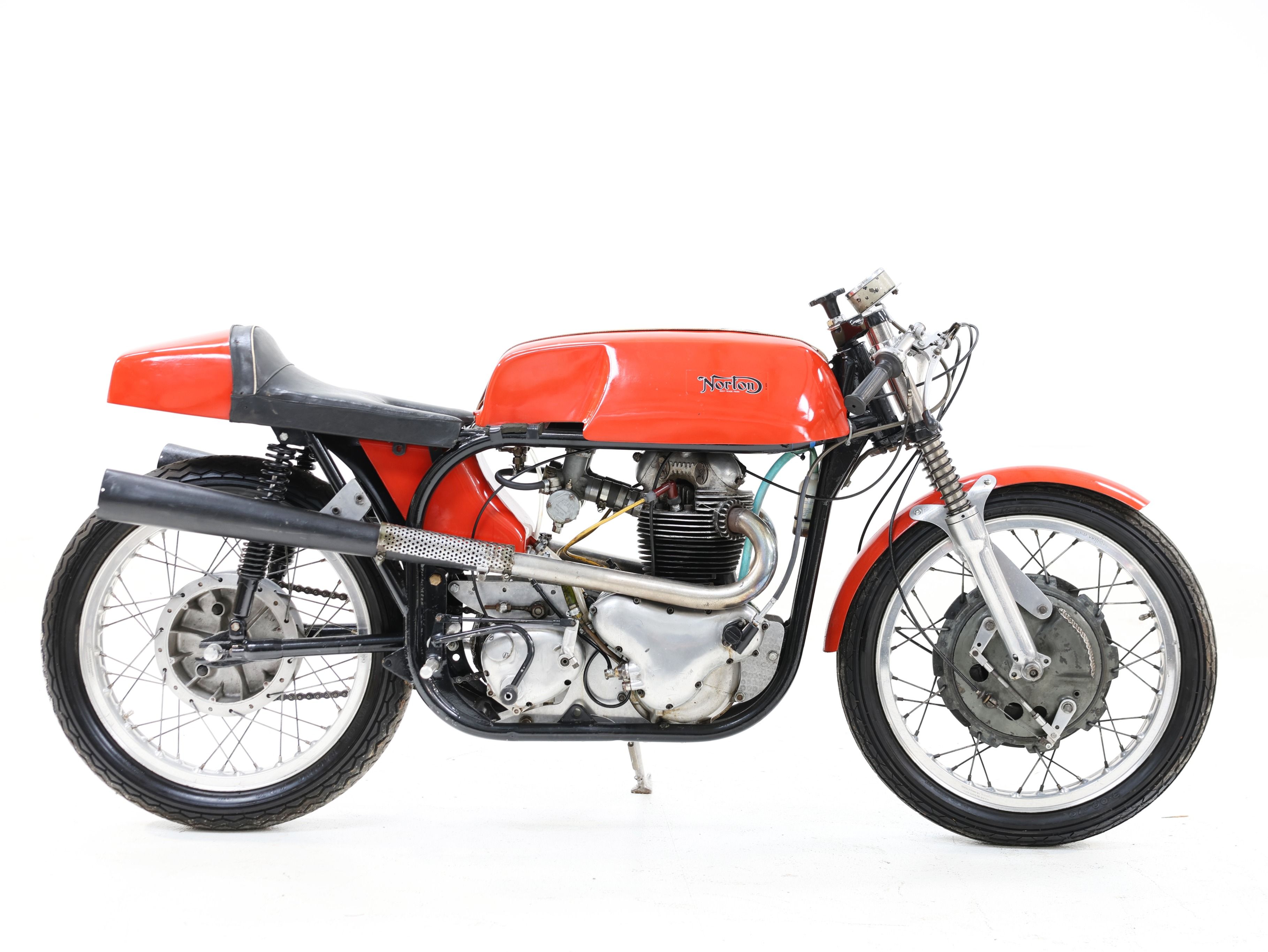 Bonhams Cars : 'Dunstall' Norton 750cc 'Domiracer' Frame no. P7 6850 ...