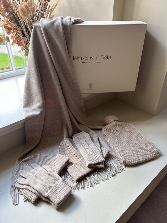Bonhams : Johnstons of Elgin Cashmere Bundle & Archive Experience Tour