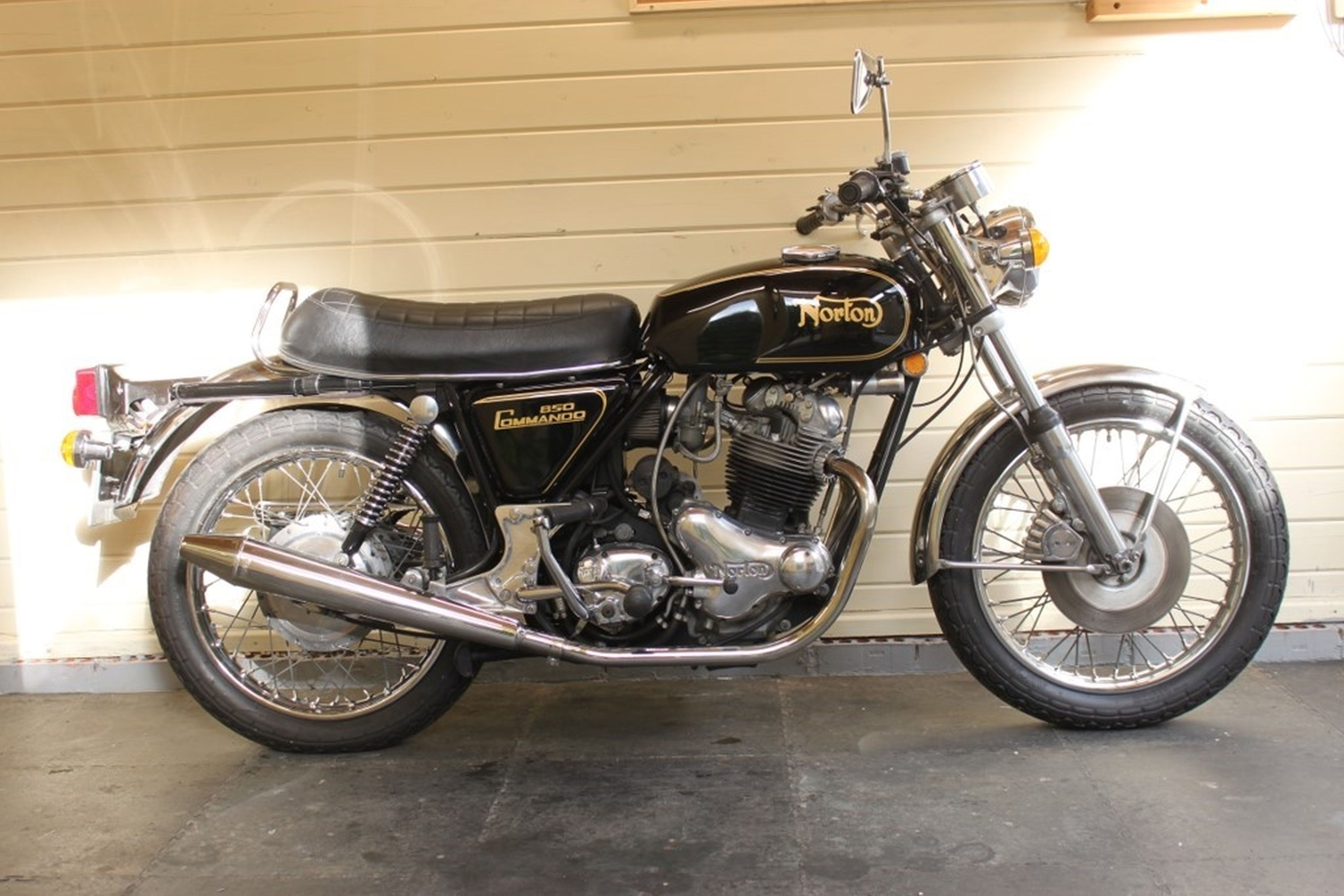 Bonhams Cars : 1973 Norton Commando 850 Roadster Frame no. 308869 ...
