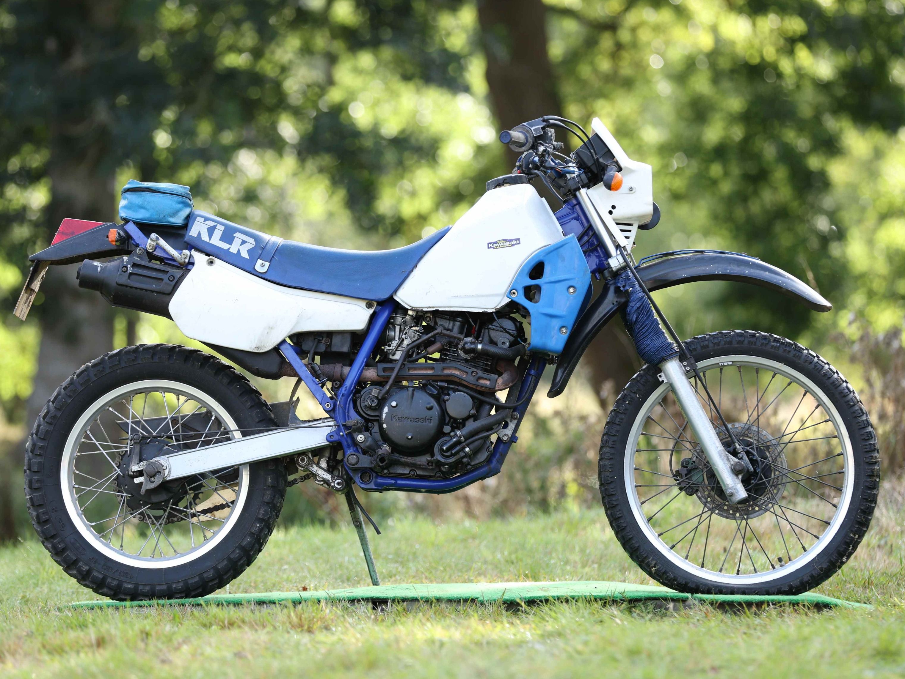 Bonhams Cars : 1988 Kawasaki 249cc KLR Project Frame no. KL250D-019476 ...