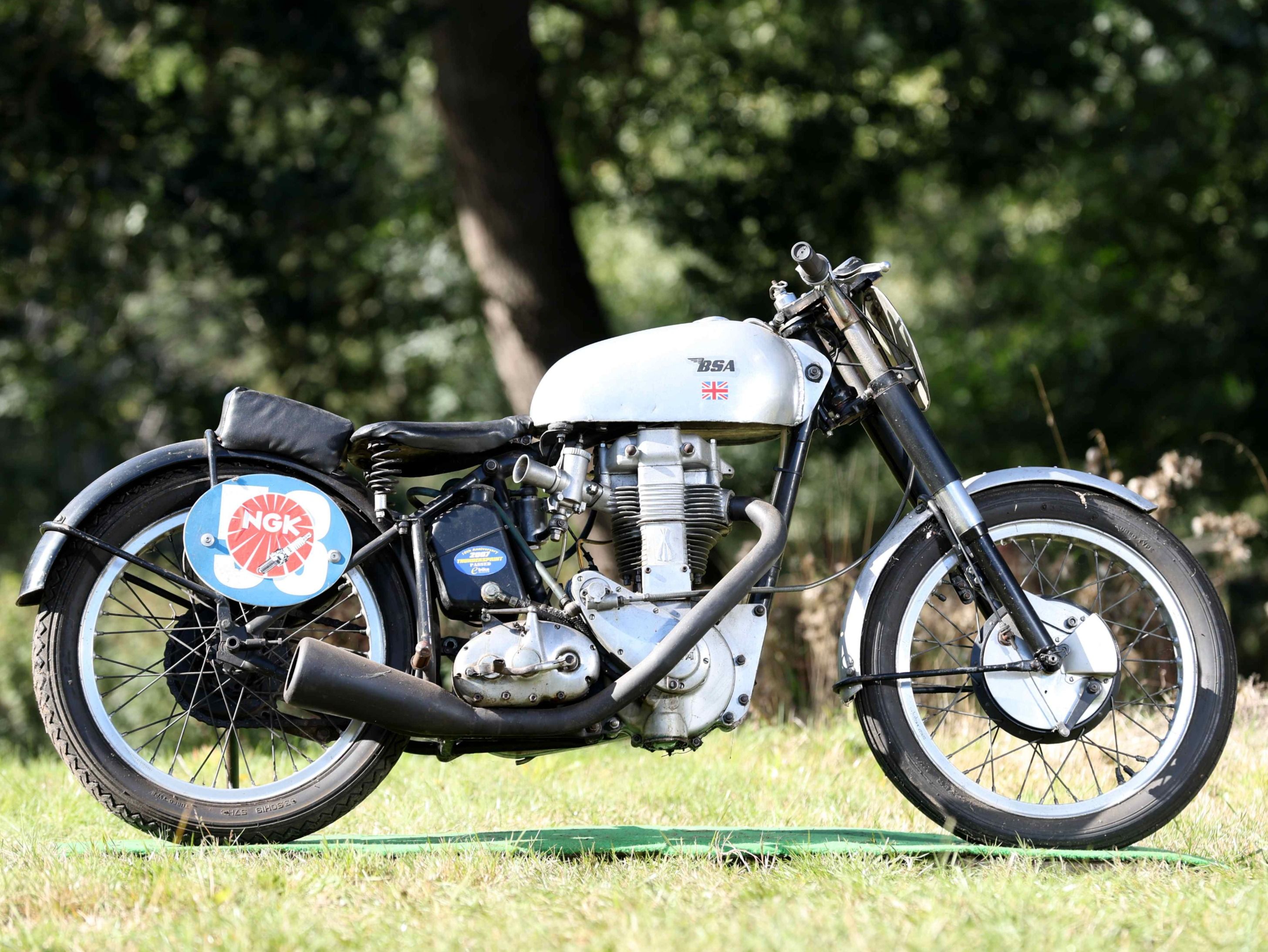 Bonhams Cars : c.1949/1953 BSA 350cc B32 Competition Model Frame no ...