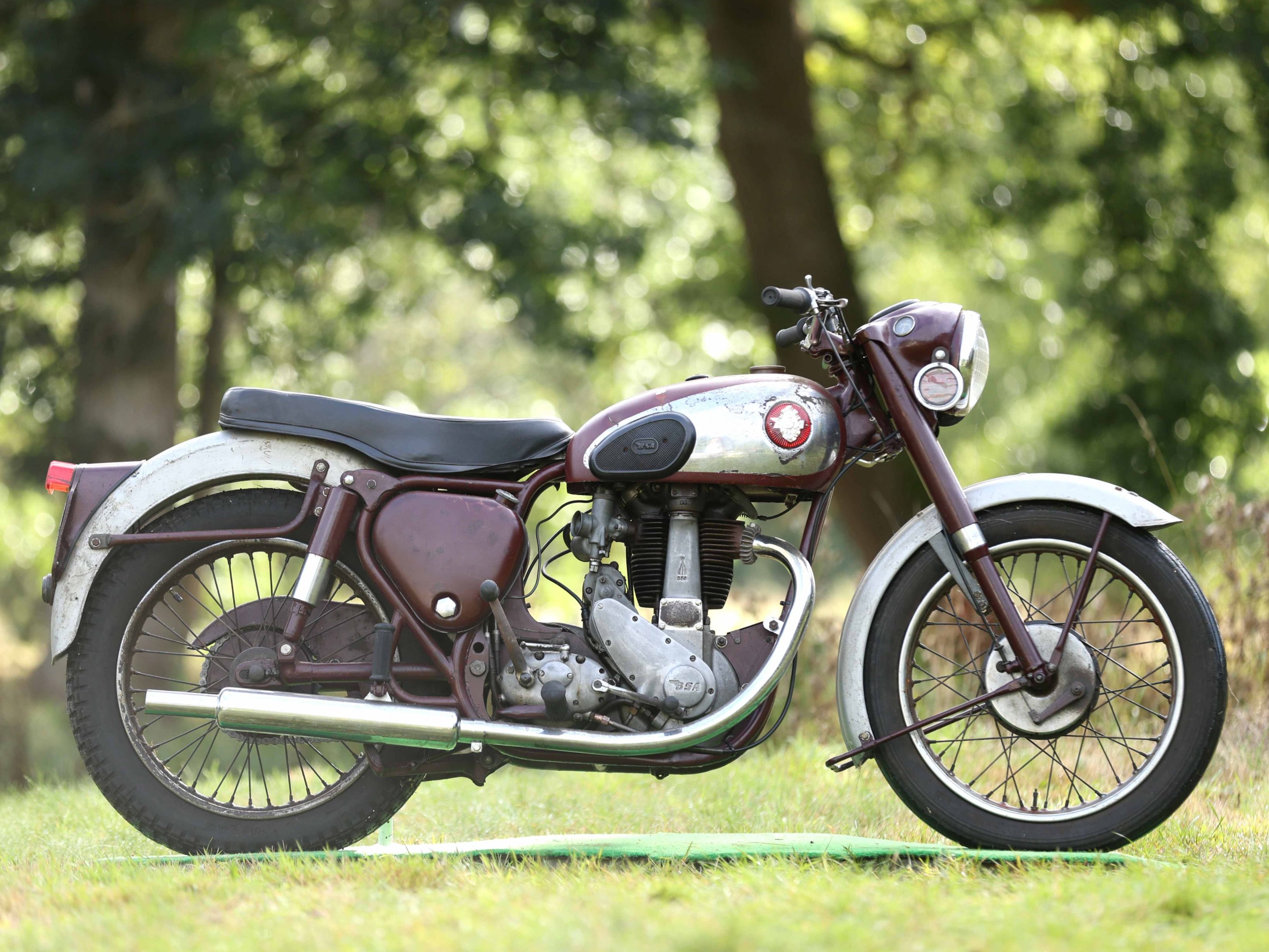 Bonhams Cars : c.1955 BSA 350cc B31 Frame no. CB31 10003 (see text ...