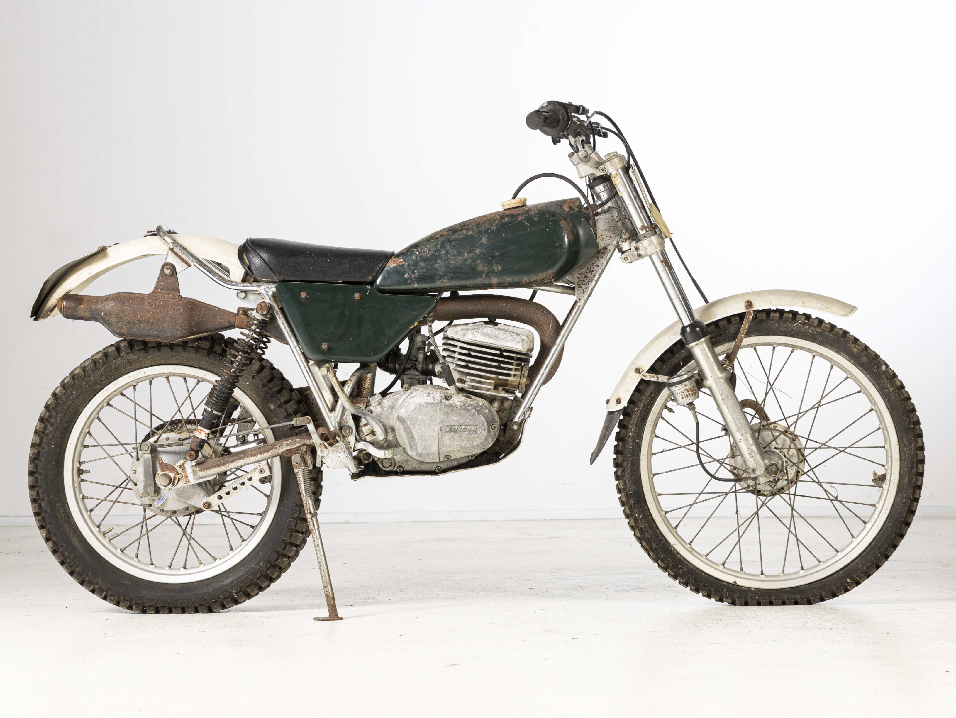Bonhams Cars : 1976 Cheetah Kawasaki KT250 Trials Project Frame no. unable to locate Engine no ...