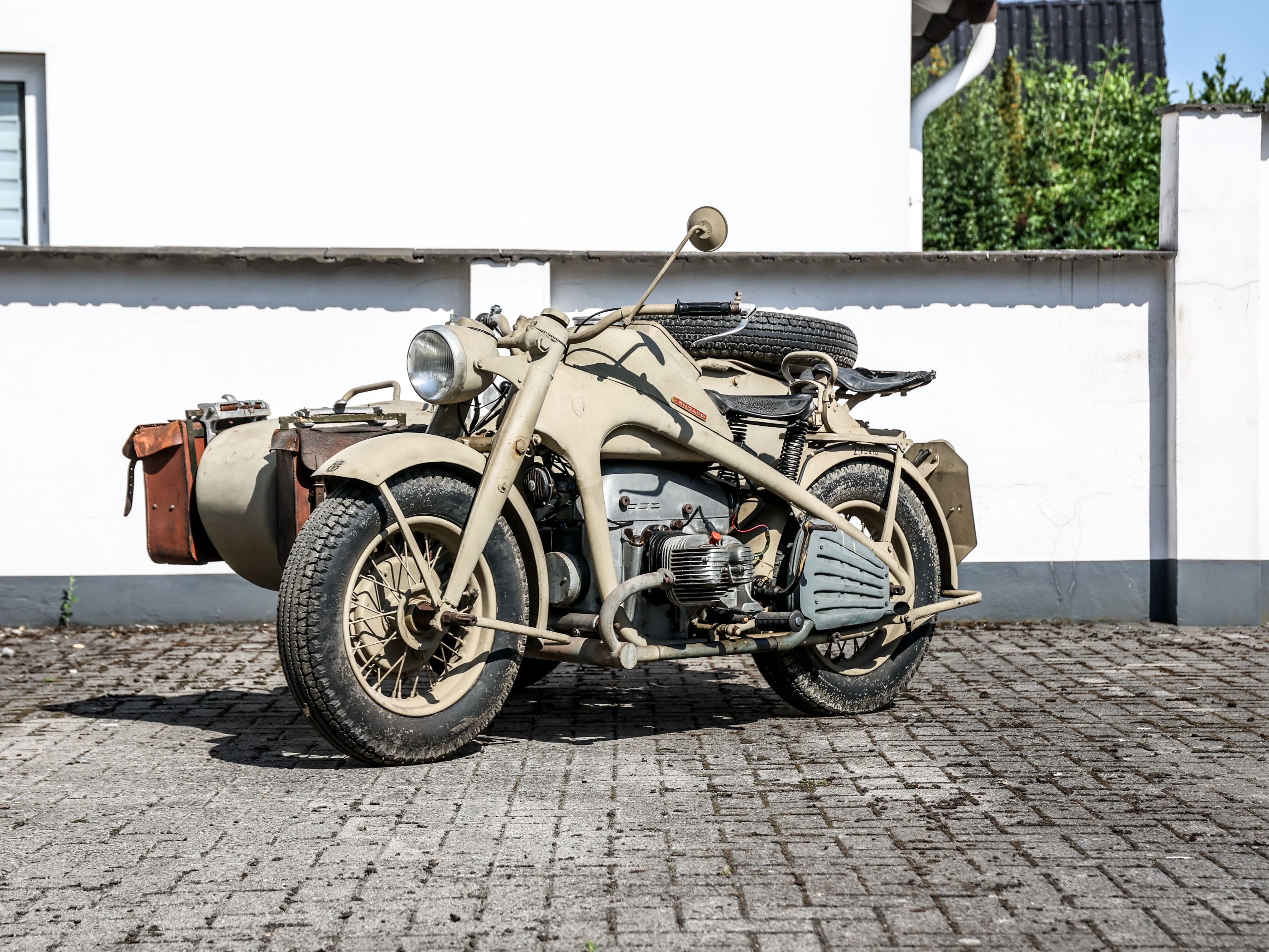 Bonhams Cars : c.1942 Zündapp KS750 Military Motorcycle Combination ...