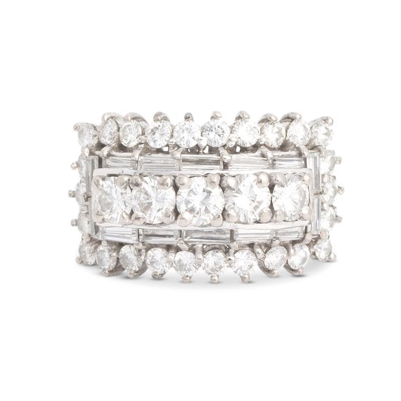 Bonhams Cornette de Saint Cyr : DIAMOND RING BAGUE DIAMANTS