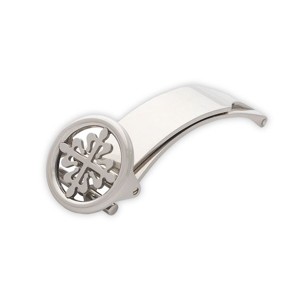 Bonhams : An 18K white gold Patek Philippe deployant clasp