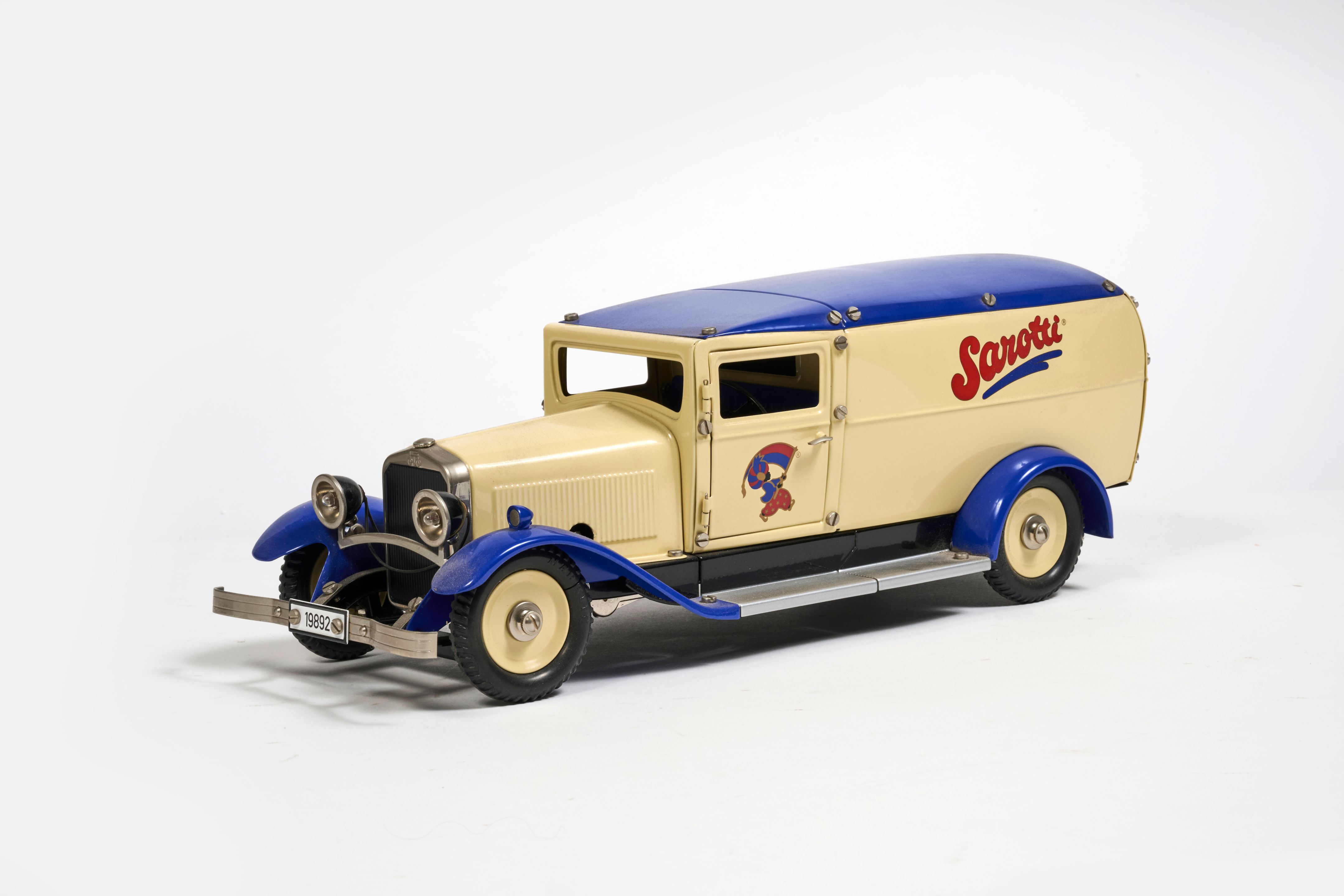 Bonhams Cars : MARKLIN Van "Sarotti" - 19892