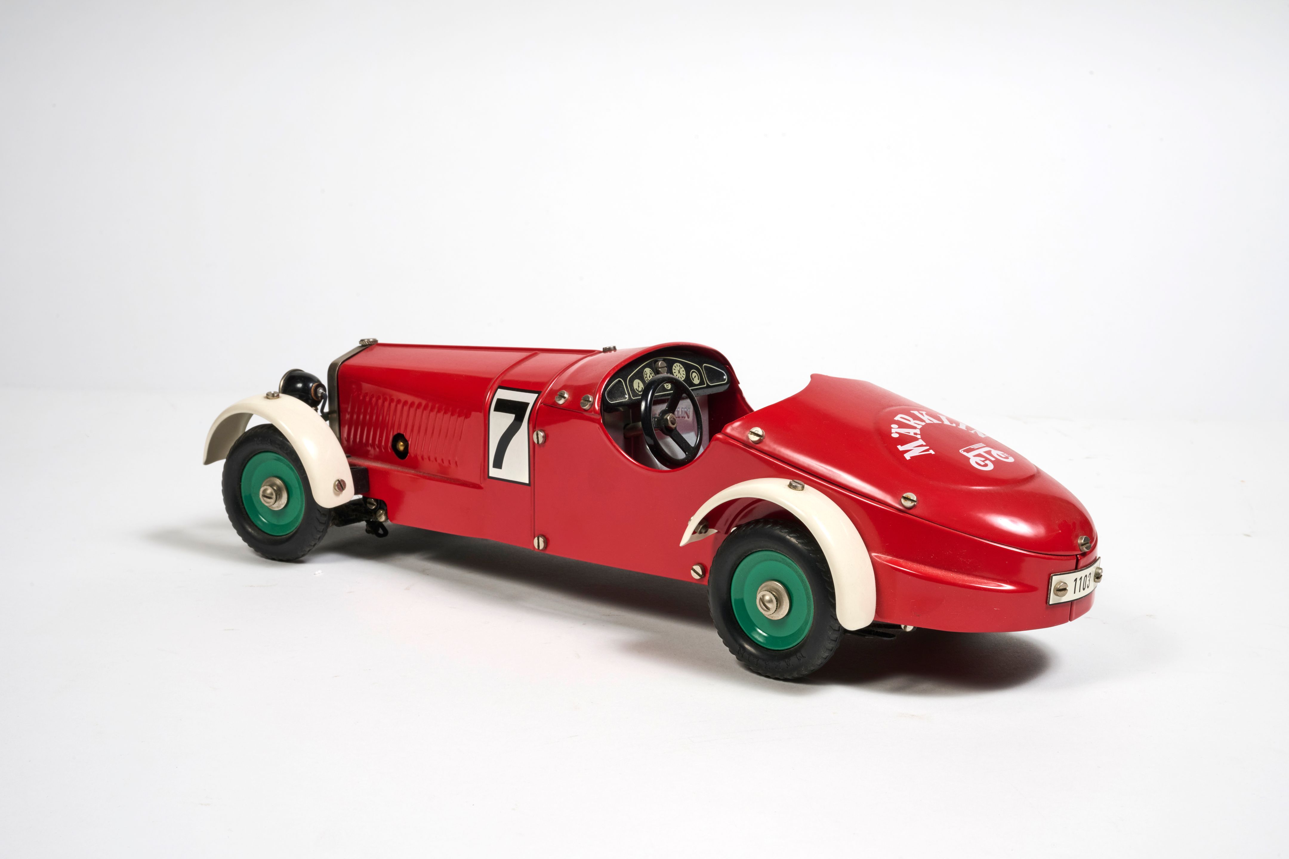 Bonhams Cars : MARKLIN Racing Car - 1103