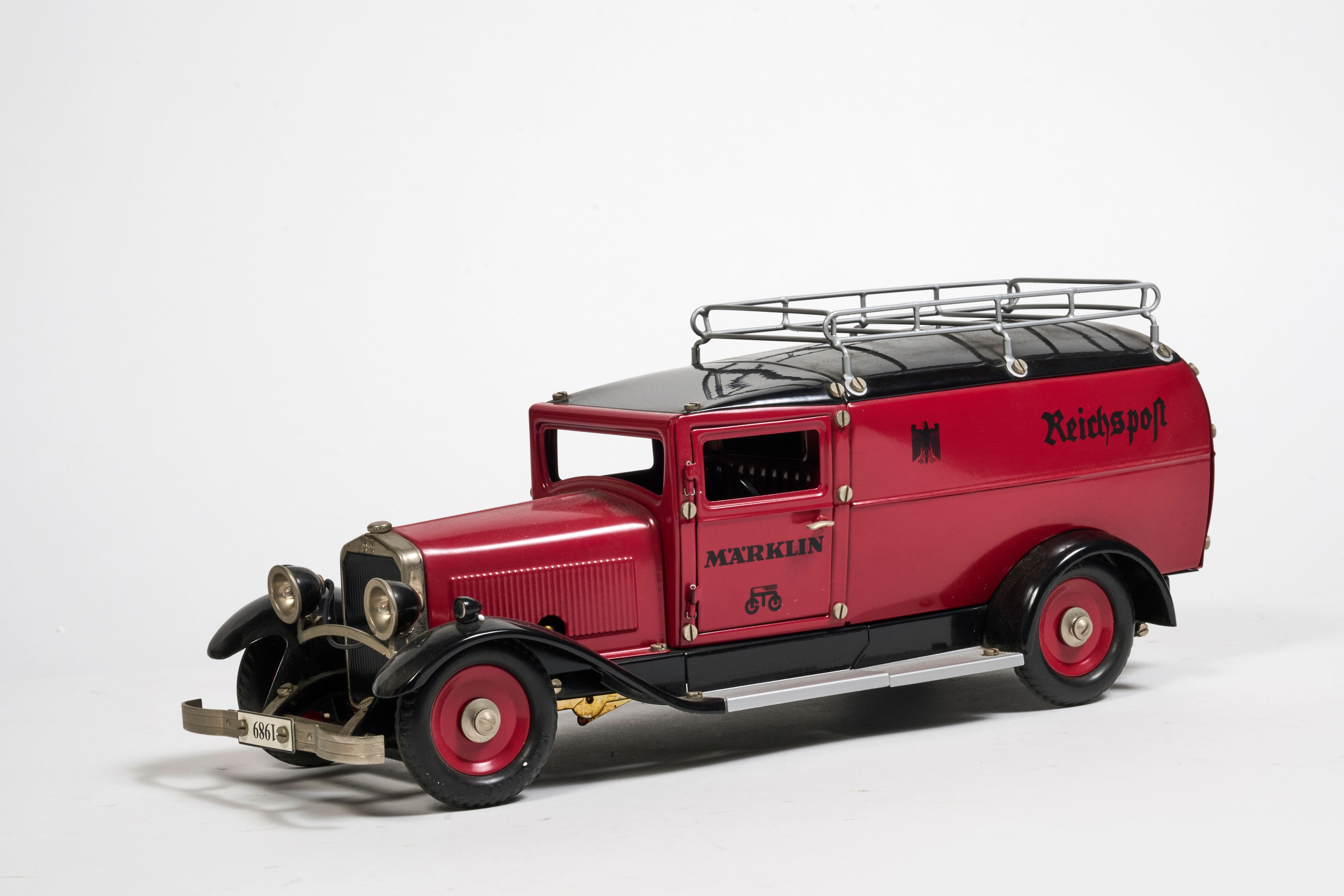 Bonhams Cars : Marklin - postal van - 1989