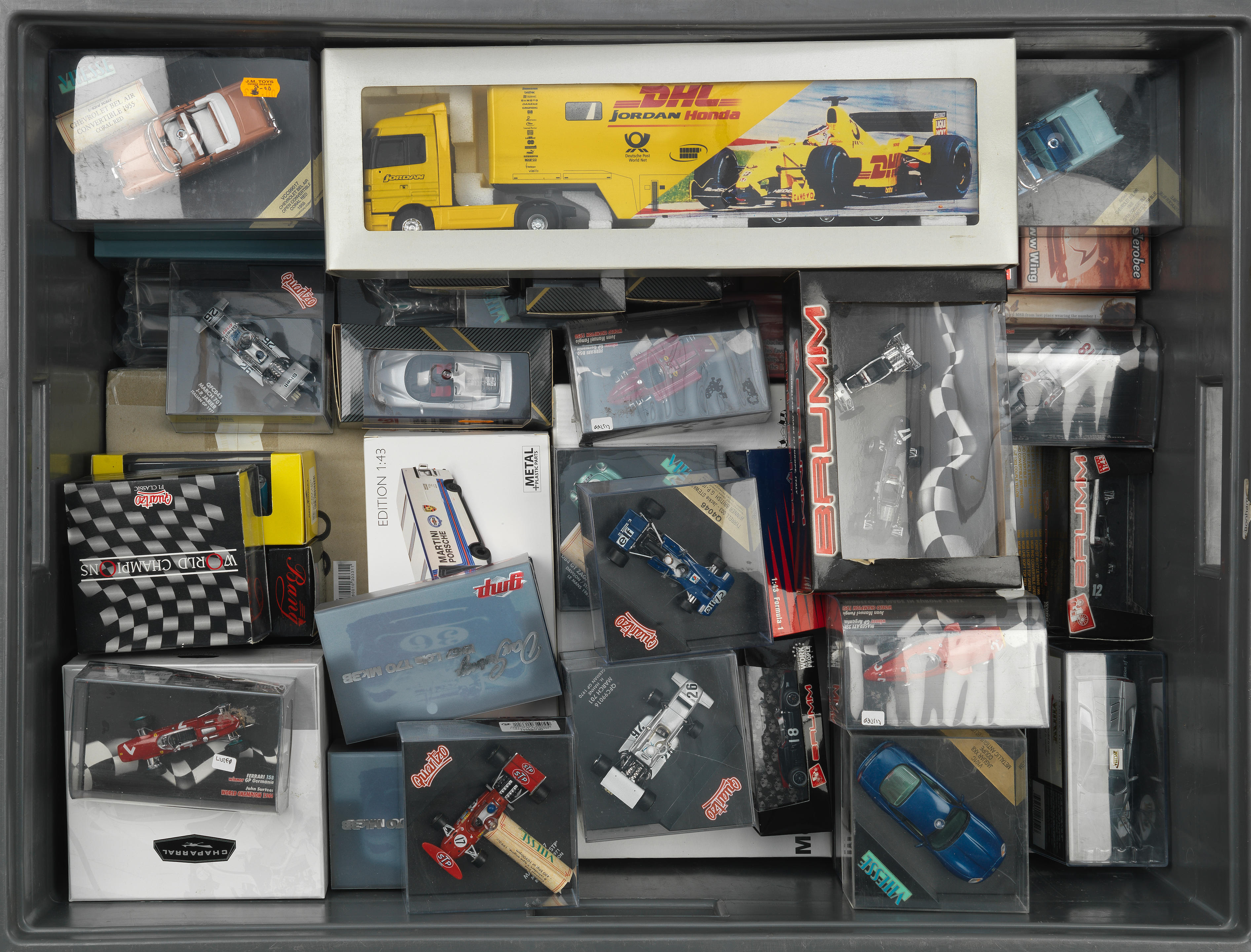 Bonhams Cars A Quantity Of Boxed 118 Scale Car Models Qty