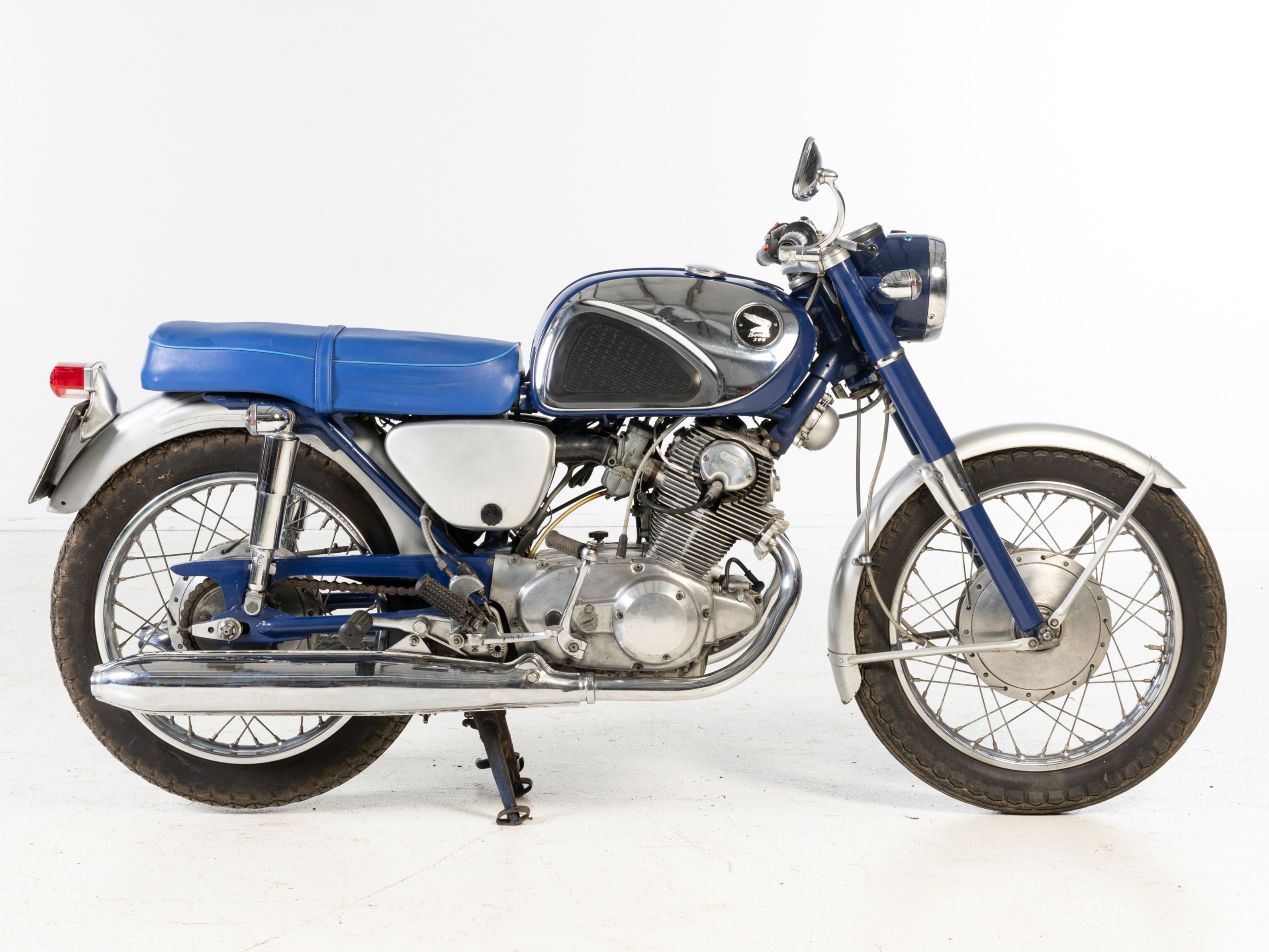 Bonhams Cars : 1967 Honda 305cc CB77 Frame no. CB77-1028157 Engine no ...