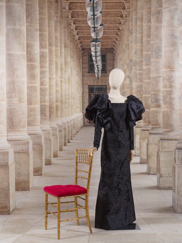 Bonhams Cornette de Saint Cyr : Yves Saint Laurent, collection Haute Couture, Automne-Hiver 1987 ...