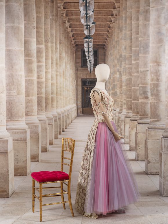 Bonhams Cornette de Saint Cyr : Heim Jeunes Filles, collection Couture ...