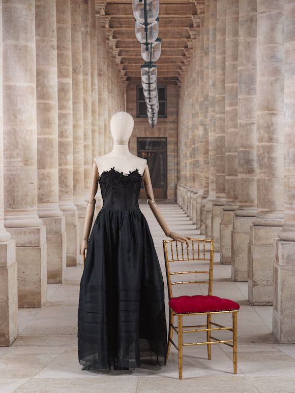 Bonhams Cornette de Saint Cyr : Christian Dior, collection Haute ...
