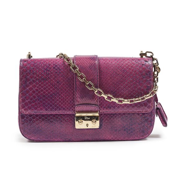 Bonhams Cornette de Saint Cyr : Christian Dior Paris, année 2012. Sac Miss Dior Promenade en ...