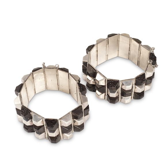 Bonhams Cornette de Saint Cyr : WILLIAM SPRATLING: PAIRE DE BRACELETS ...