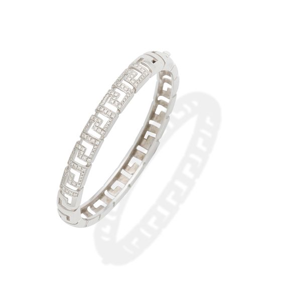 Bonhams : VERSACE 'GRECA' BANGLE