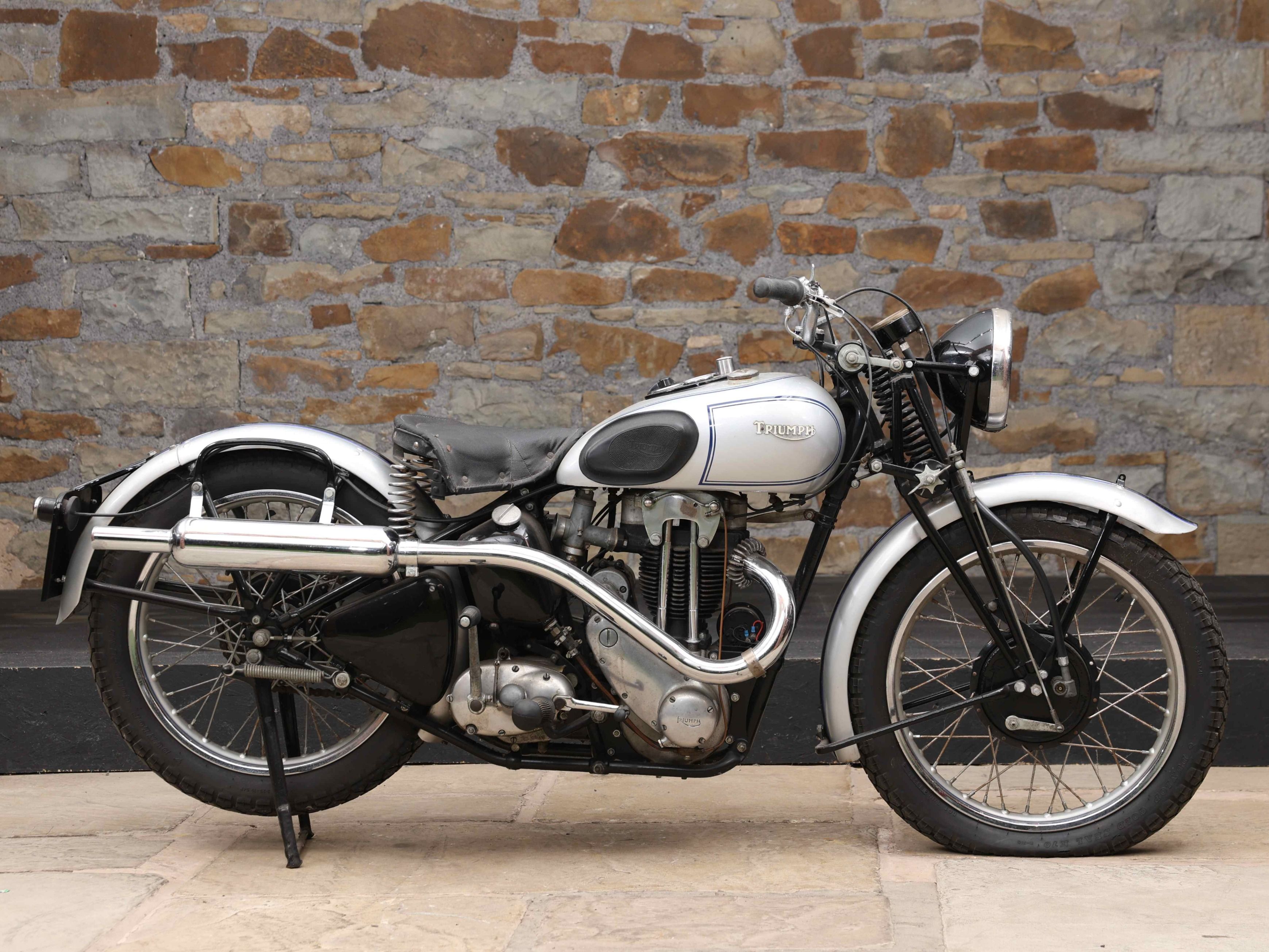 Bonhams Cars : The Dale Winfield Motorcycle Collection, 1939 Triumph ...