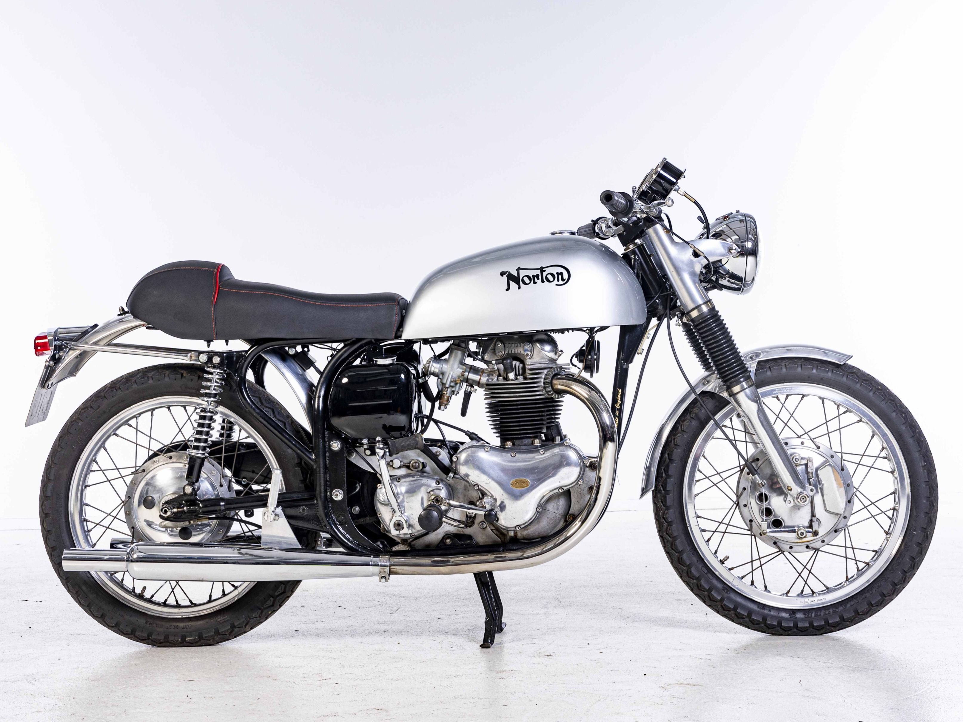 Bonhams Cars : c.1968 Norton 650cc Café Racer Frame no. 13 93031 Engine ...