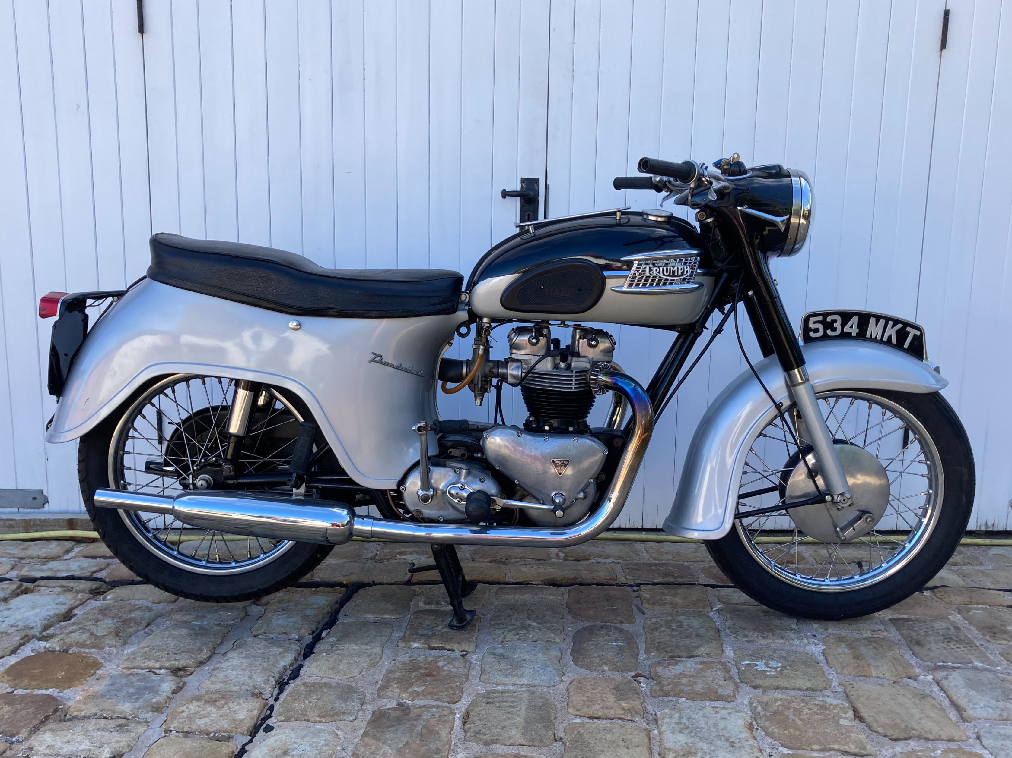 Bonhams Cars : 1961 Triumph 649cc Thunderbird 6T Frame no. D11347 Engine no. 6T D11347