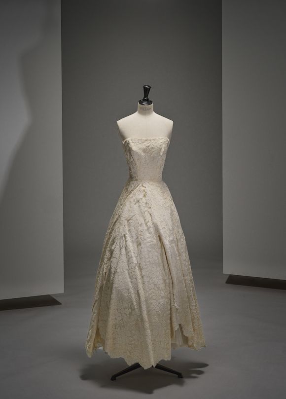 Bonhams Cornette de Saint Cyr : Jean Dessès, collection Haute Couture ...