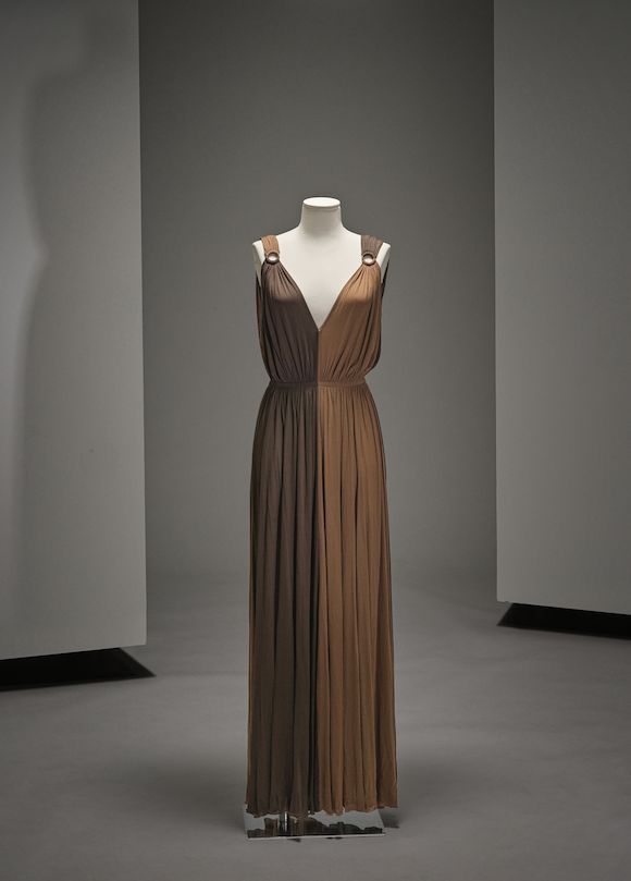 Bonhams Cornette de Saint Cyr : Miss Dior, collection Prêt-à-Porter ...